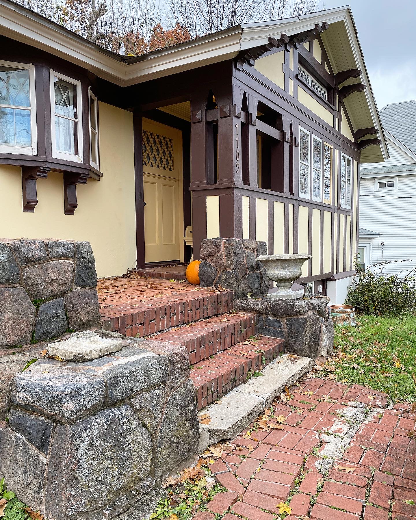 1109 Oak St. - syracuse.com