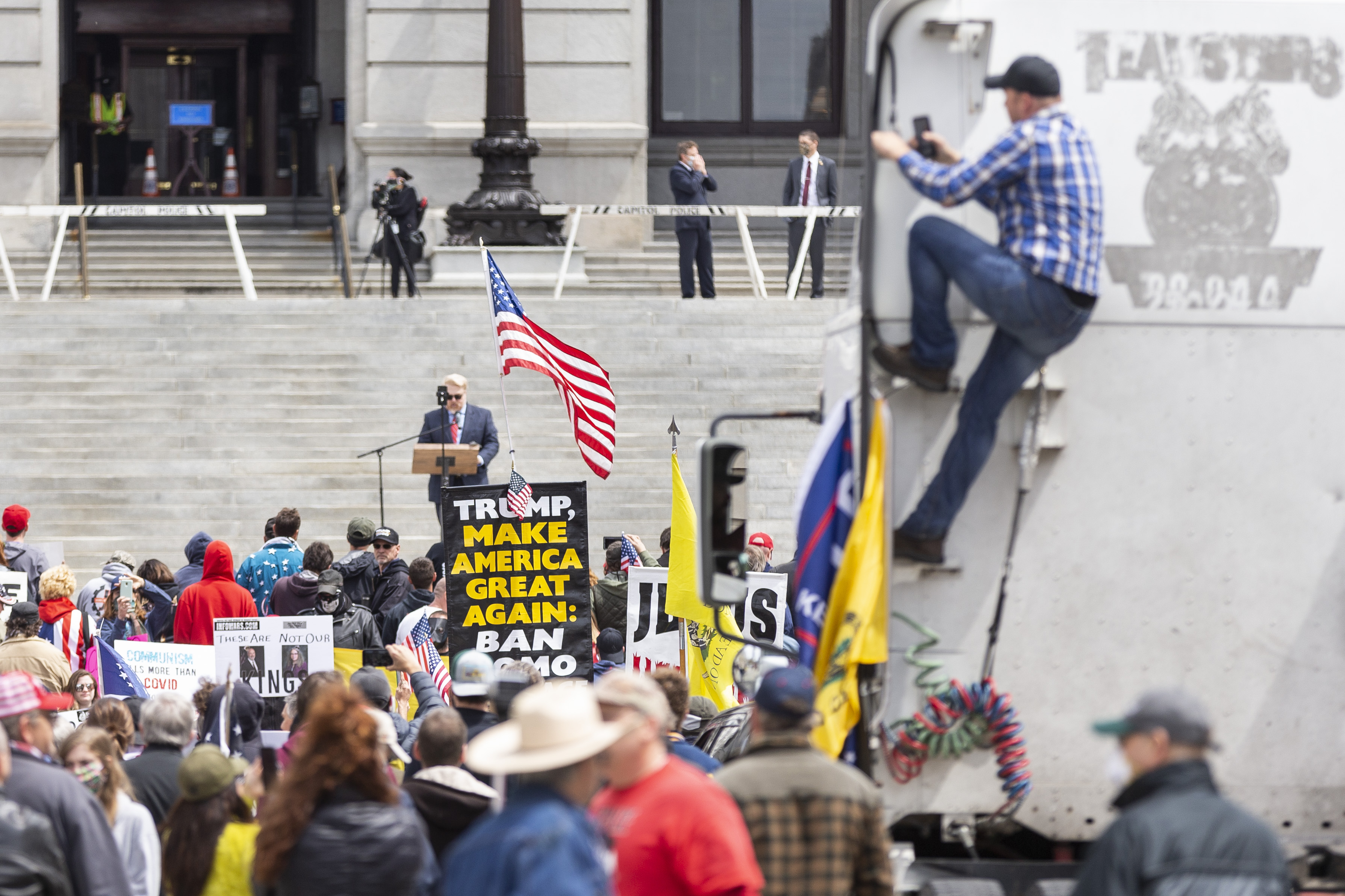 Protest of Gov. Wolf's coronavirus shutdown at Capitol - pennlive.com