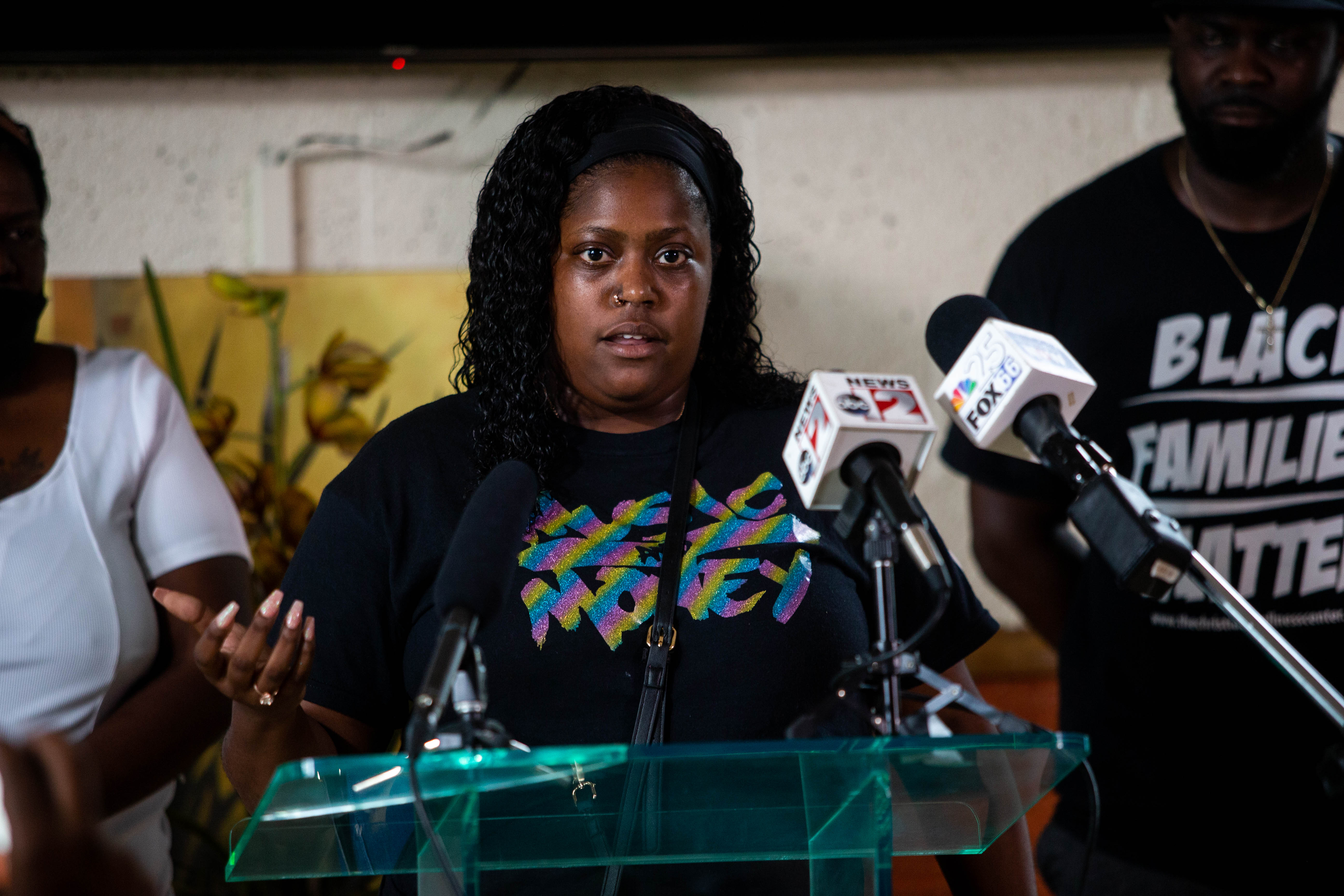 Flint family holds press conference after 'no-knock' raid last April ...