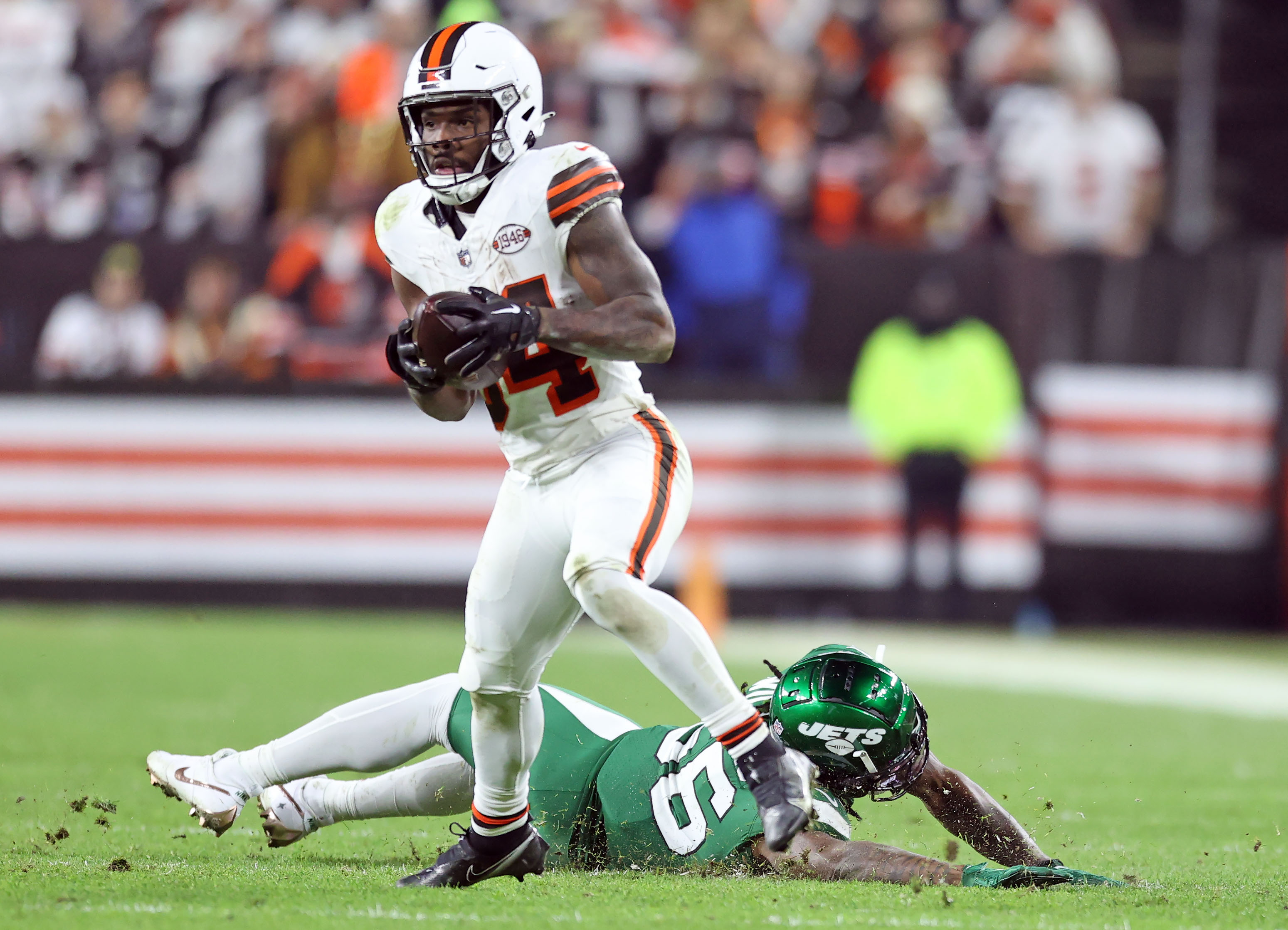 Cleveland Browns Jerome Ford vs. New York Jets, December 28, 2023 ...