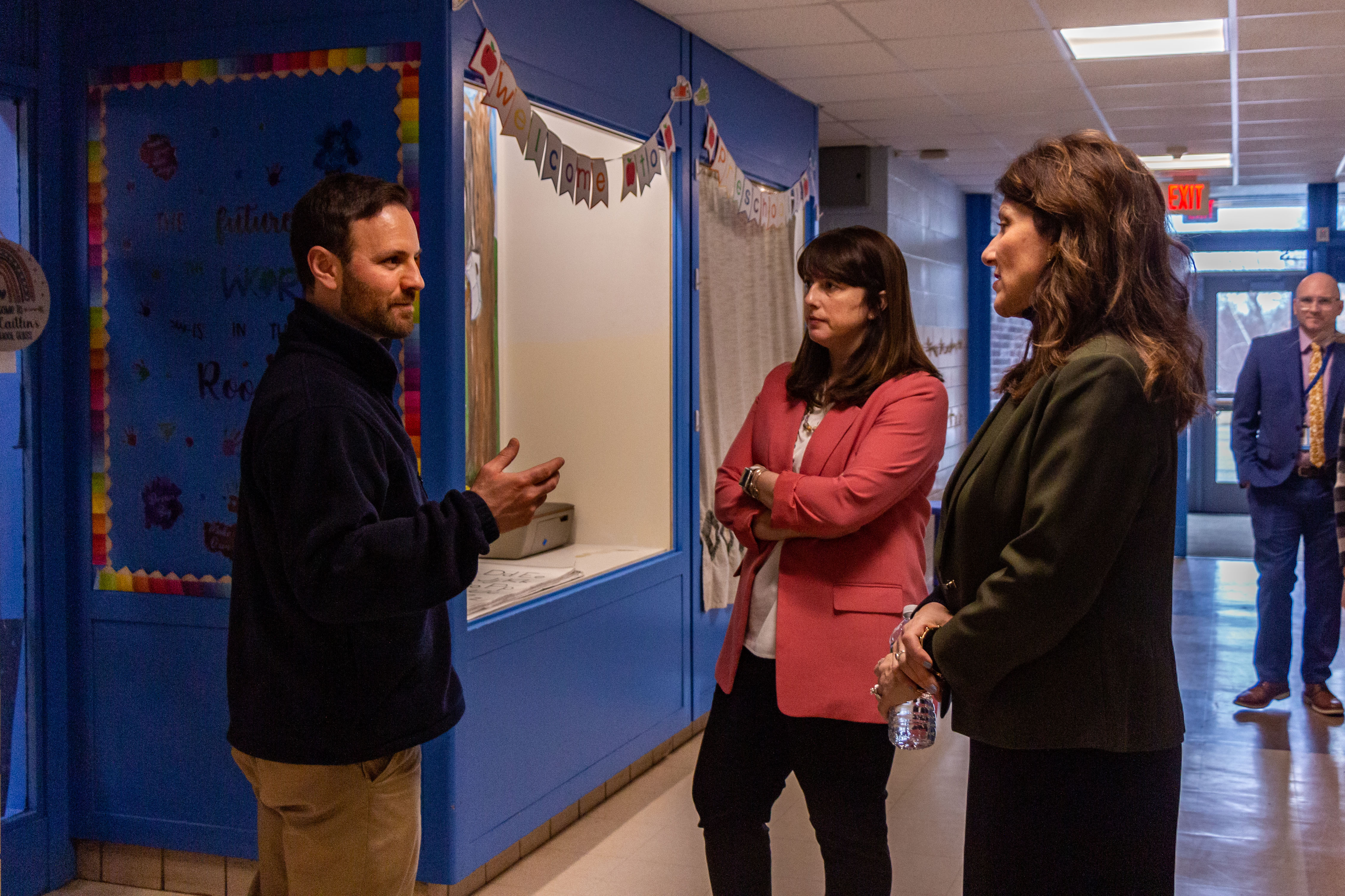 Superintendent Rachel Monárrez visits Clark Street Community School ...
