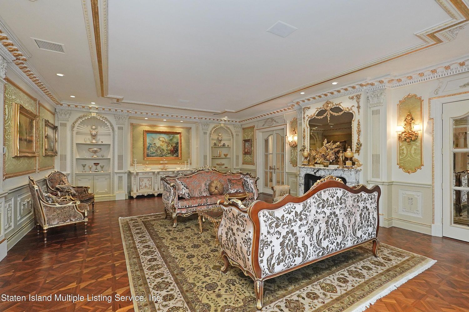 Look inside: Staten Island's 'REAL' Godfather House for sale. Price ...
