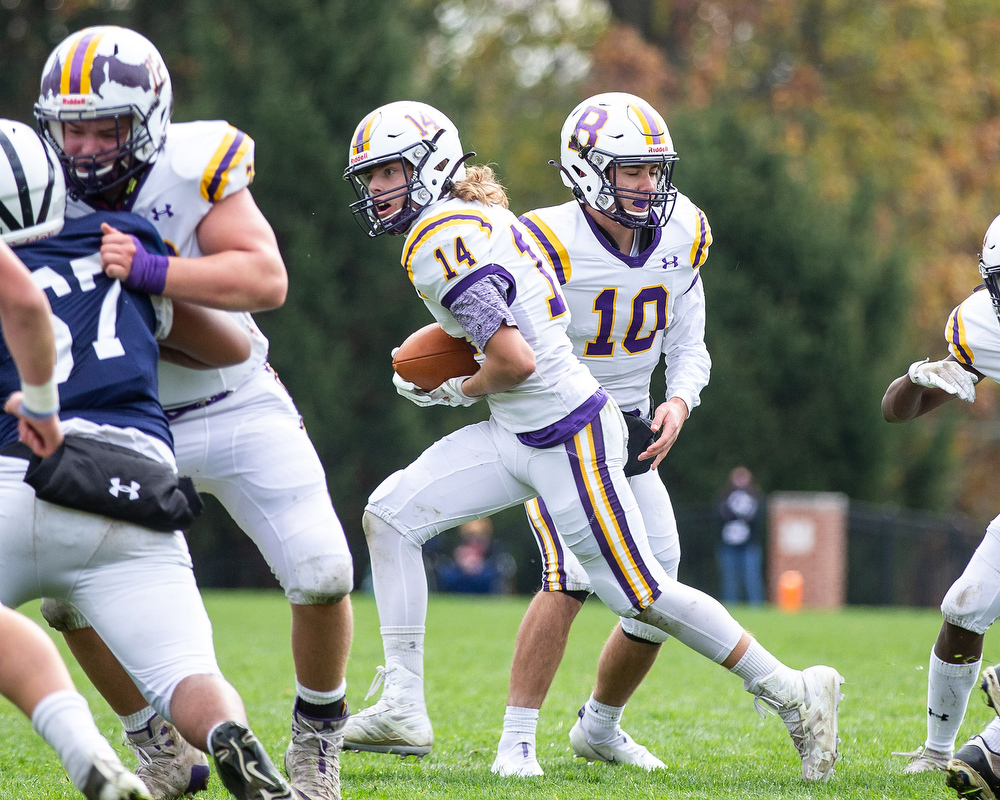 Wyomissing vs Boiling Springs in D3-3A football semifinal game ...