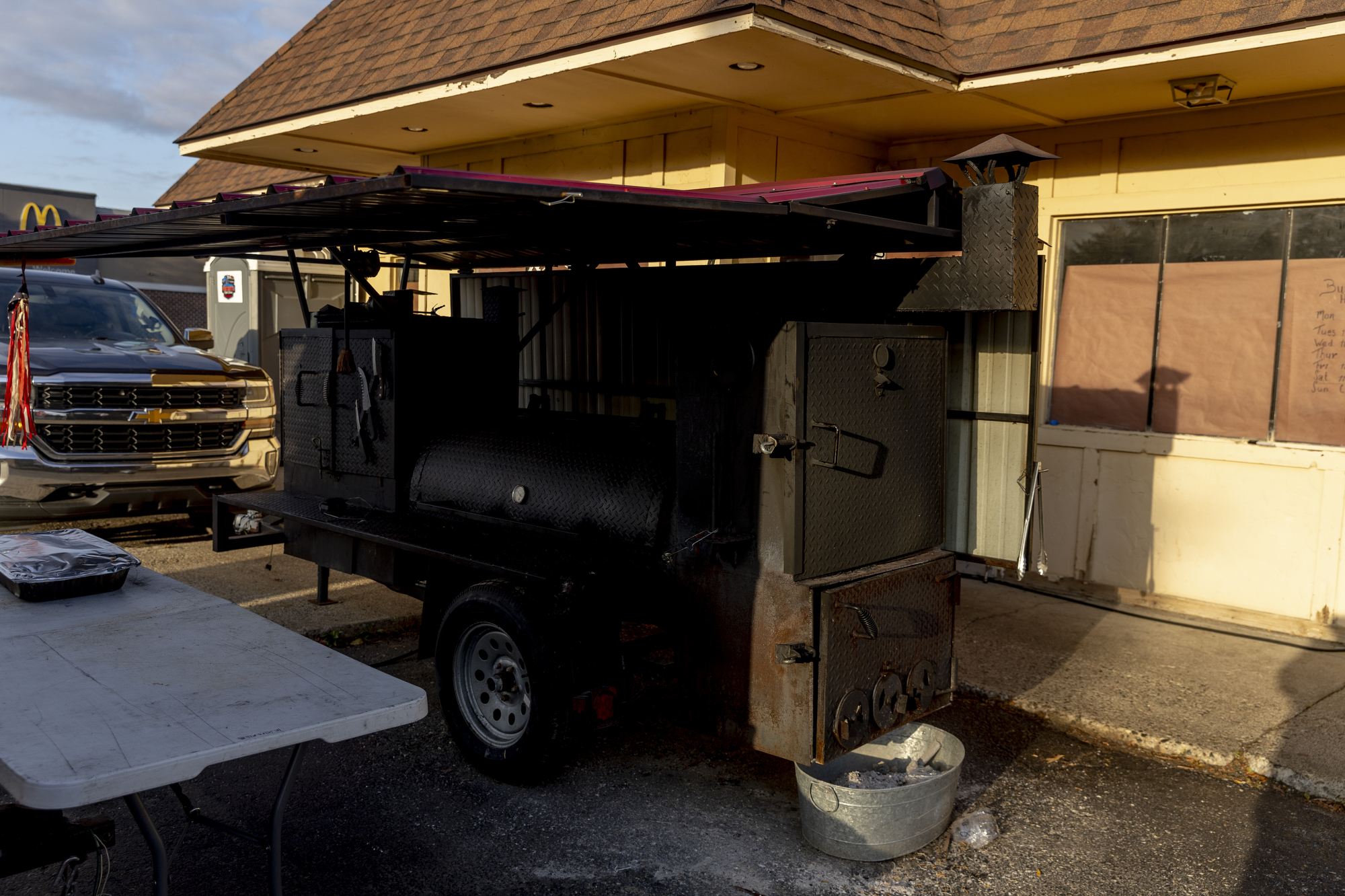 Michigan’s Best Local Eats: Brisket and ribs from Simpson’s BBQ Junkies ...