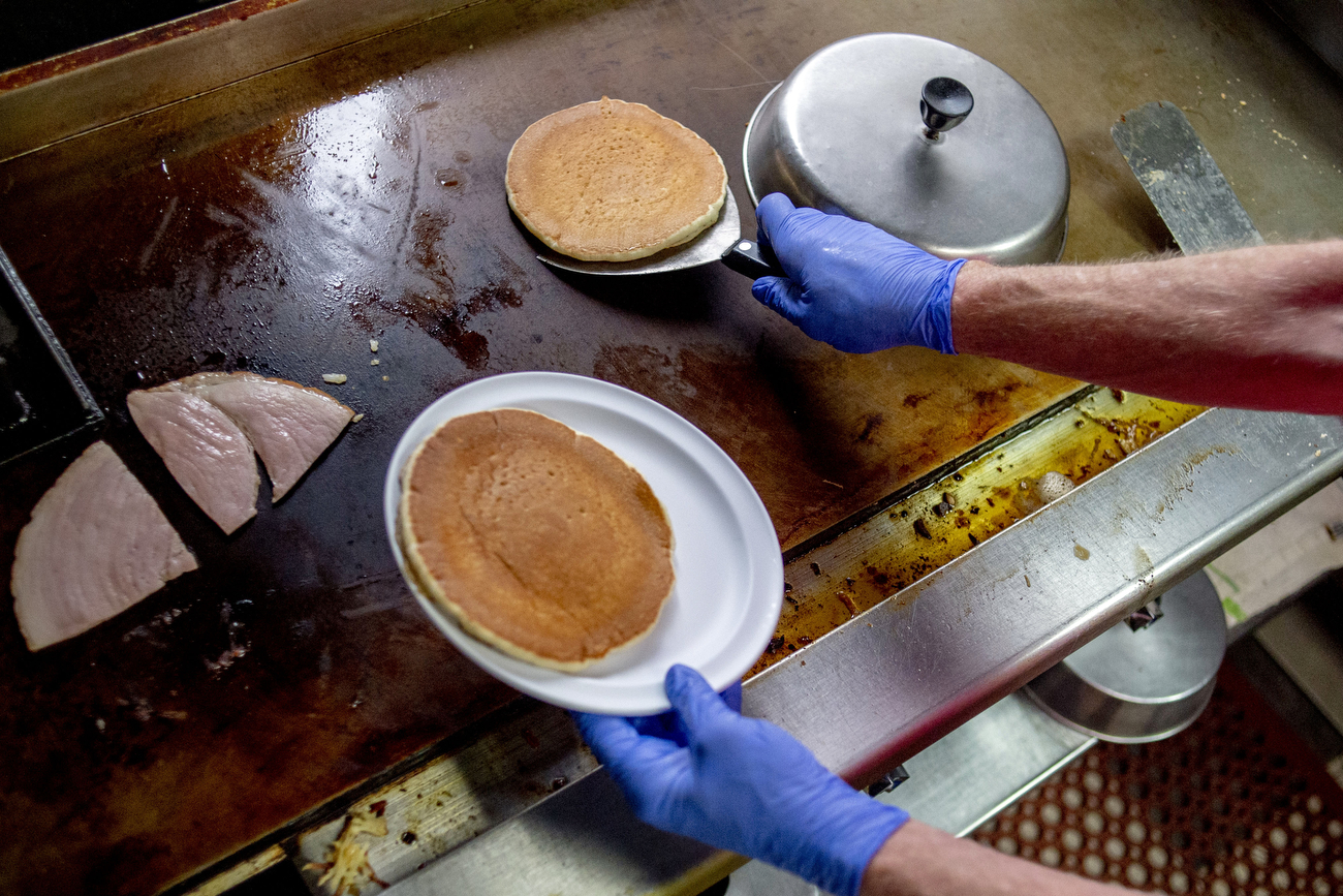 25 touching photos from the Flint area in 2020 - mlive.com