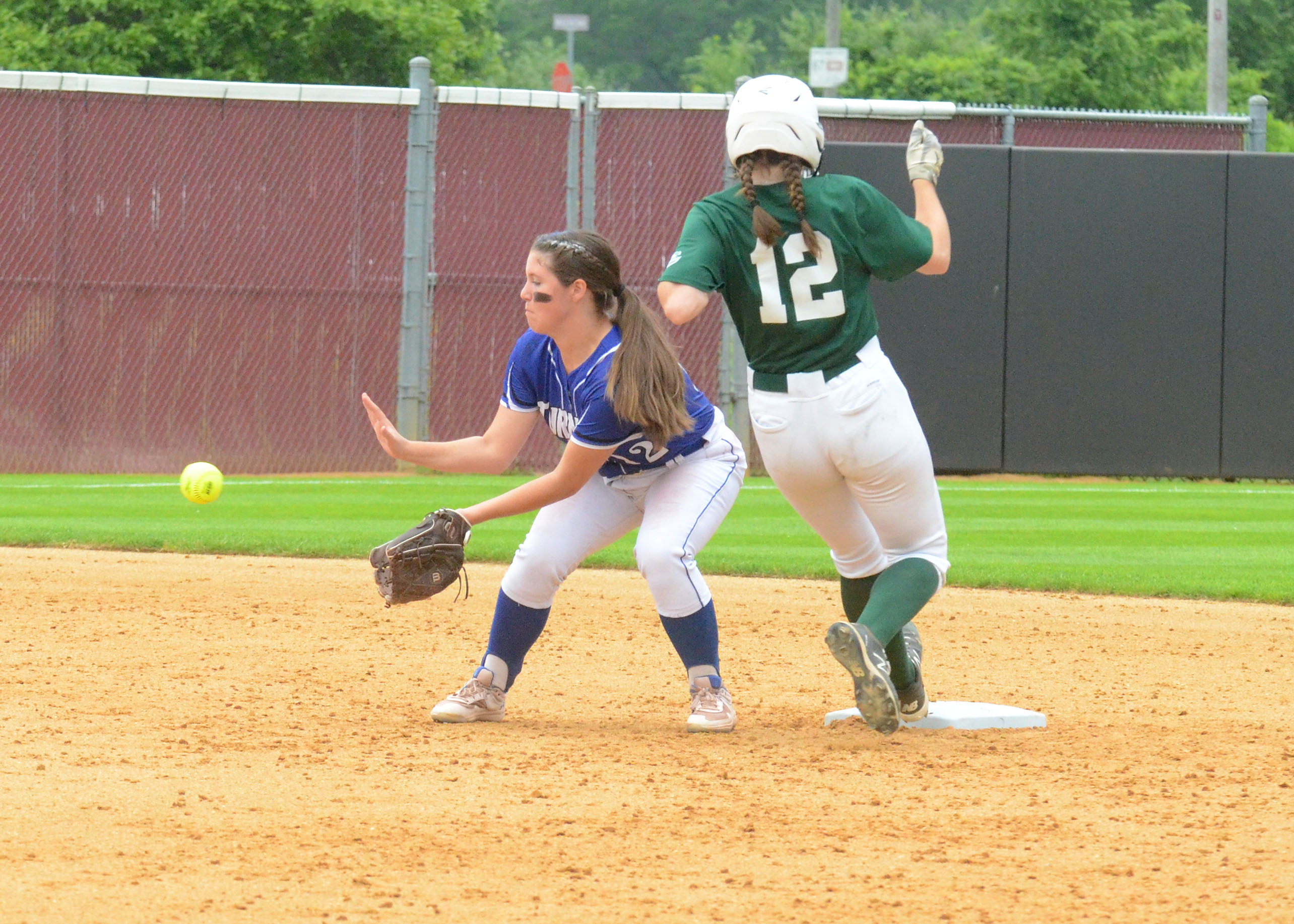 Greenfield softball defeats Turners Falls for second straight D-V title ...