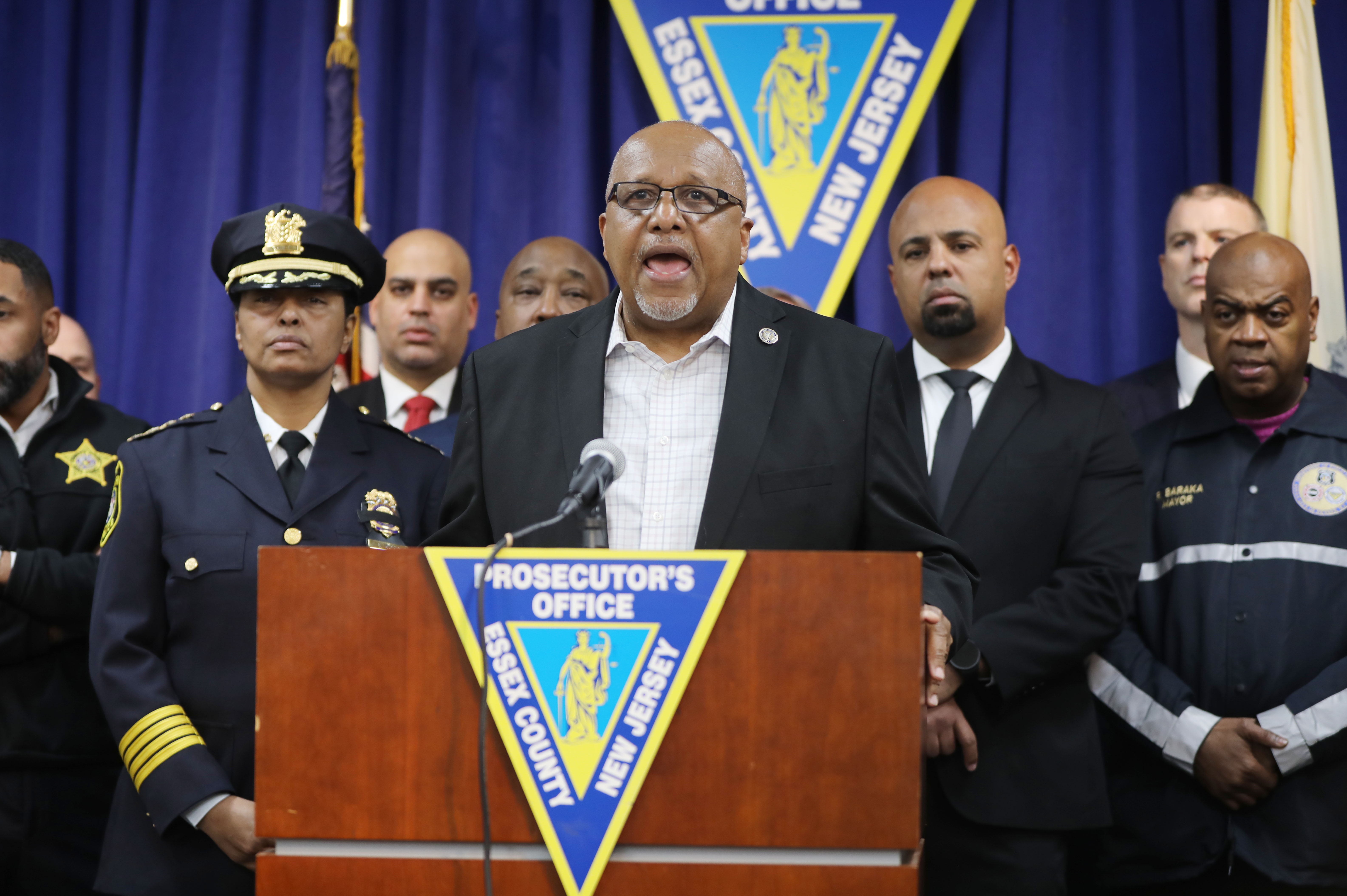 Press Conference Concerning the Shooting of Newark Police Officers - nj.com