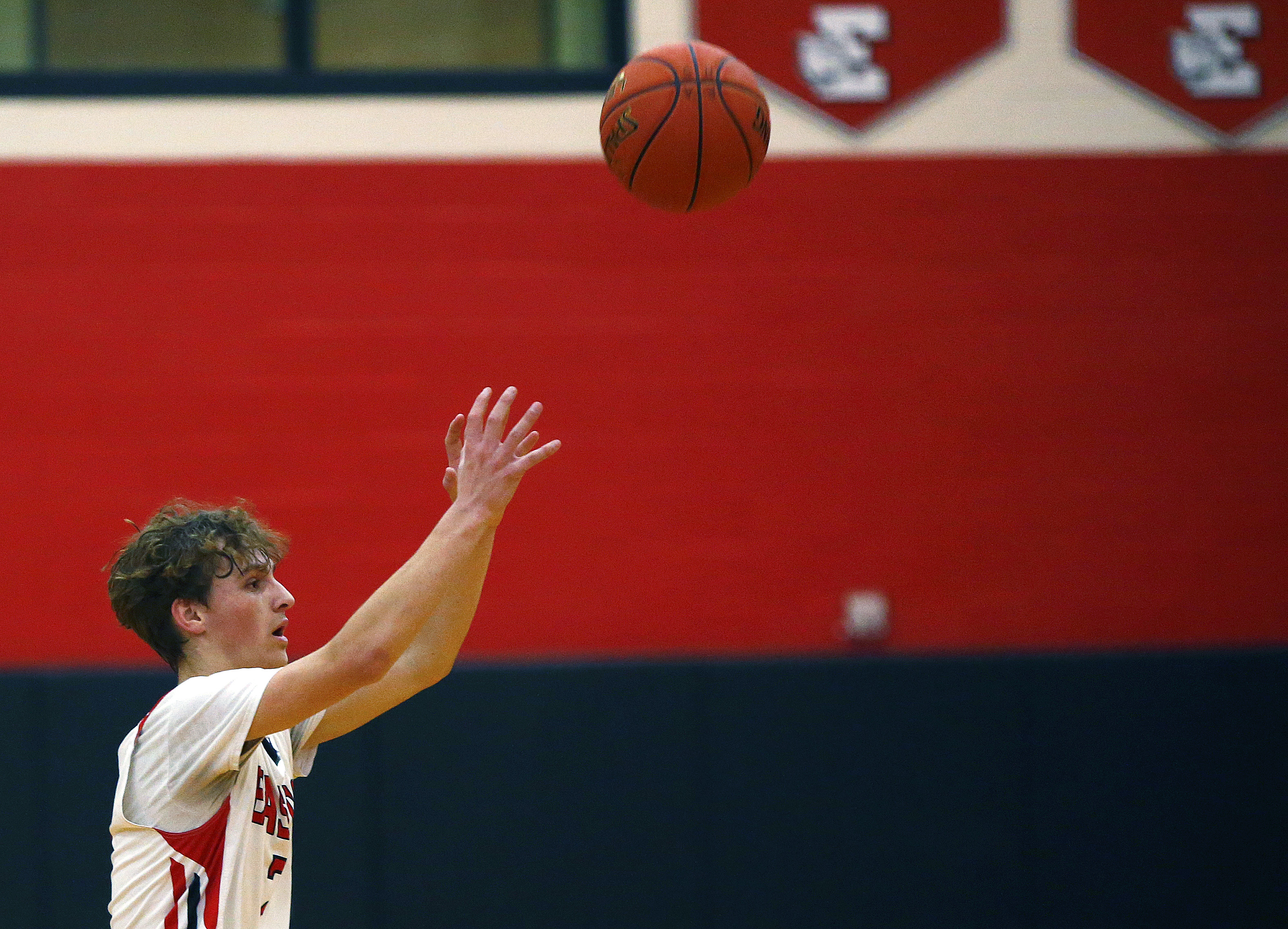 Easton boys basketball hosts Whitehall on Dec. 3, 2022 ...