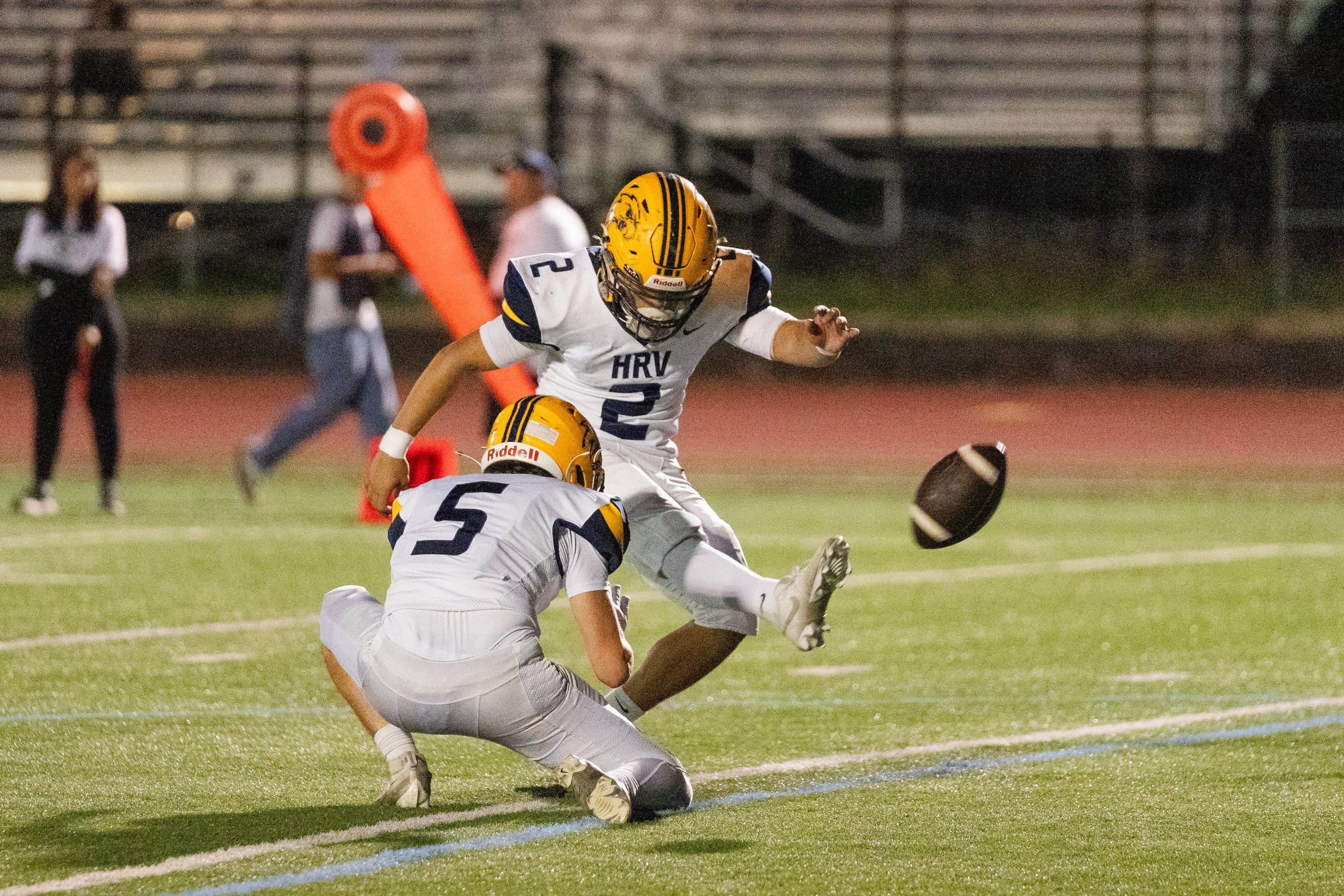 Oregon high school football: Gresham Gophers vs. Hood River Valley ...