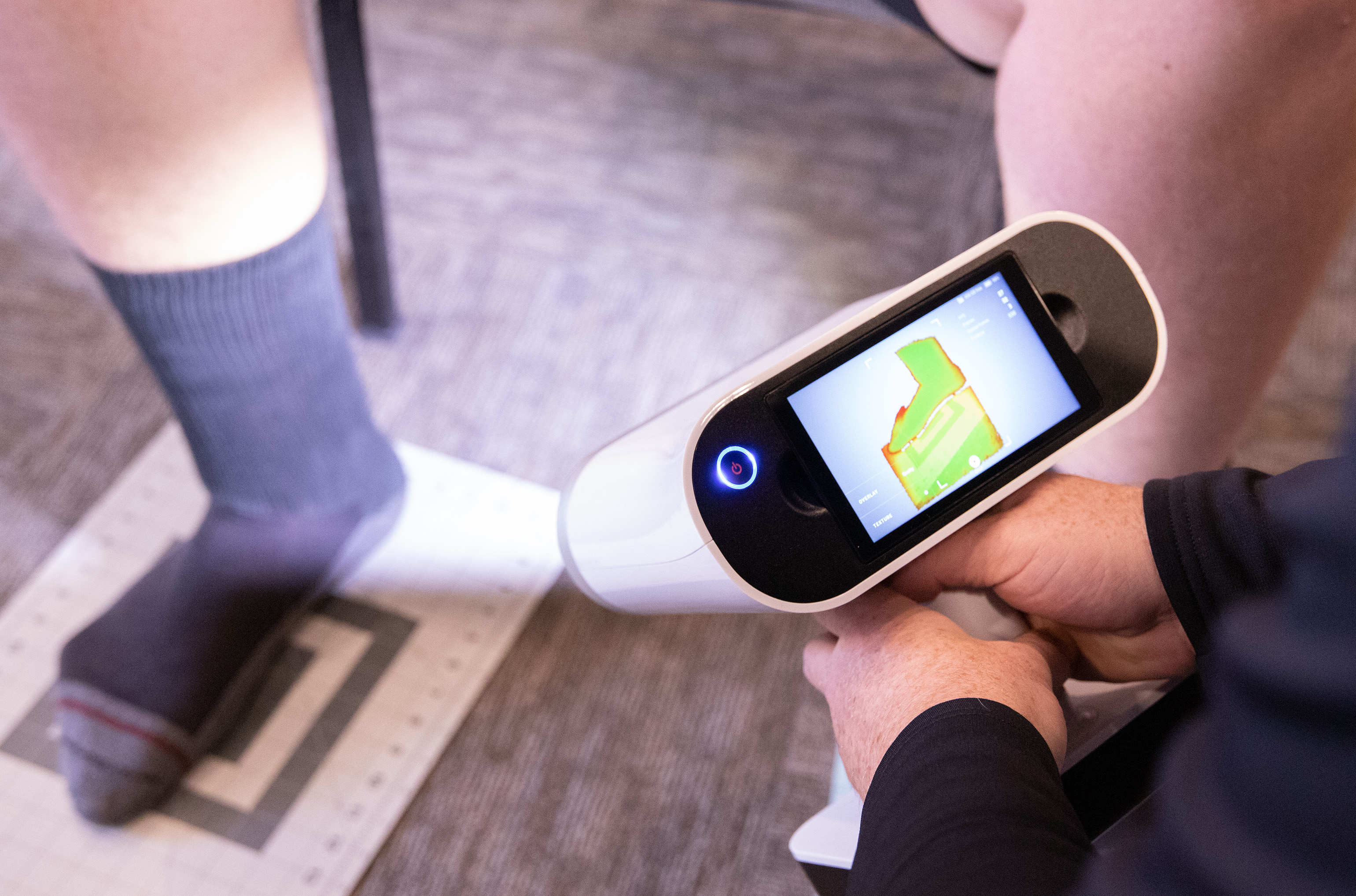 Shaq sends Michigan teen five pairs of custom Reebok sneakers - mlive.com