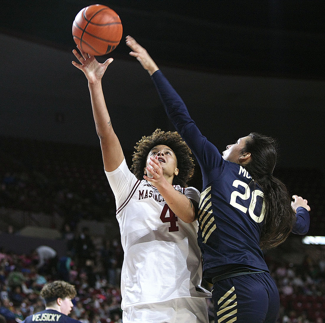 UMass Women's Basketball vs Akron 1/14/26 - masslive.com