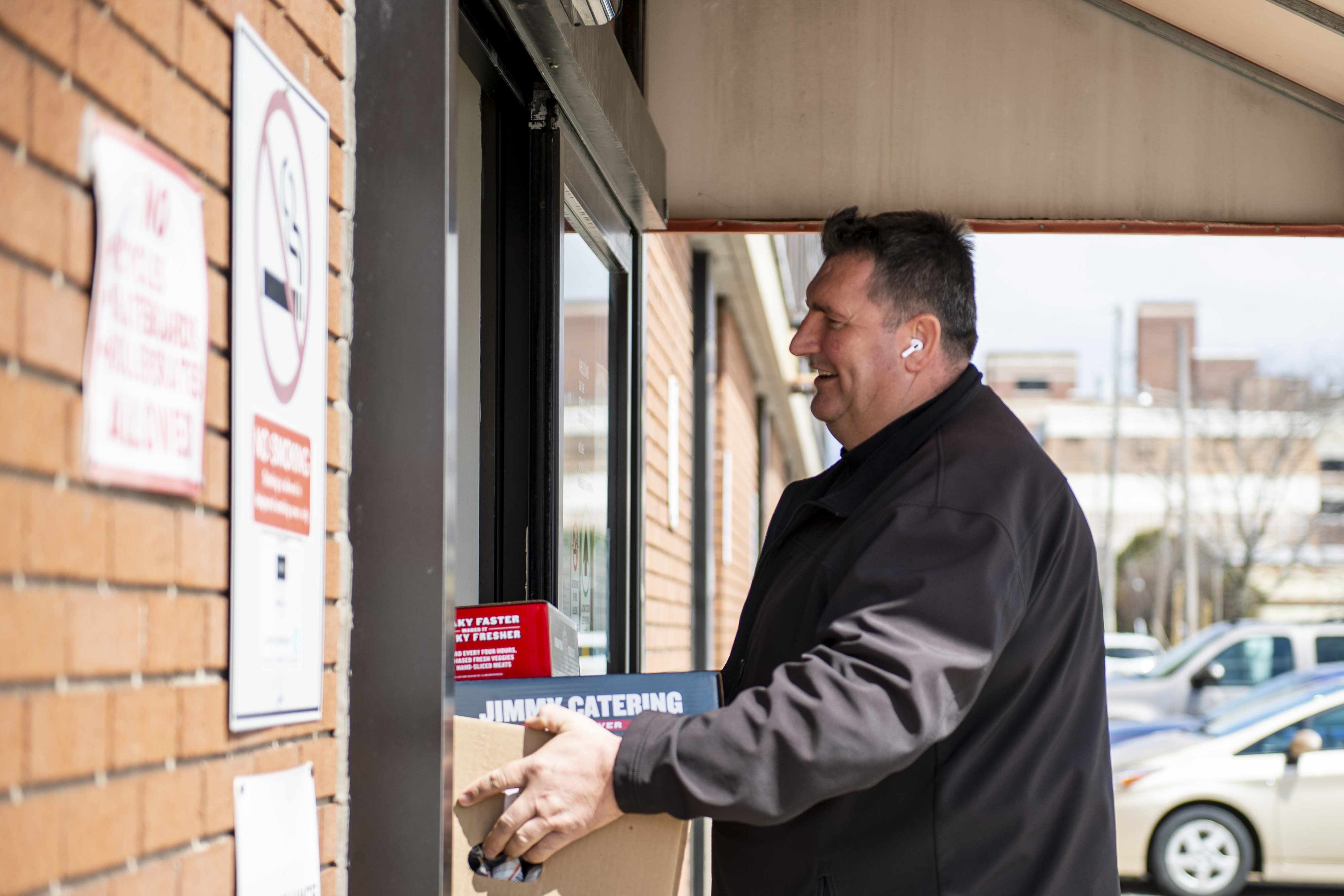 Business feeds hundreds of mid-Michigan essential workers with Jimmy ...