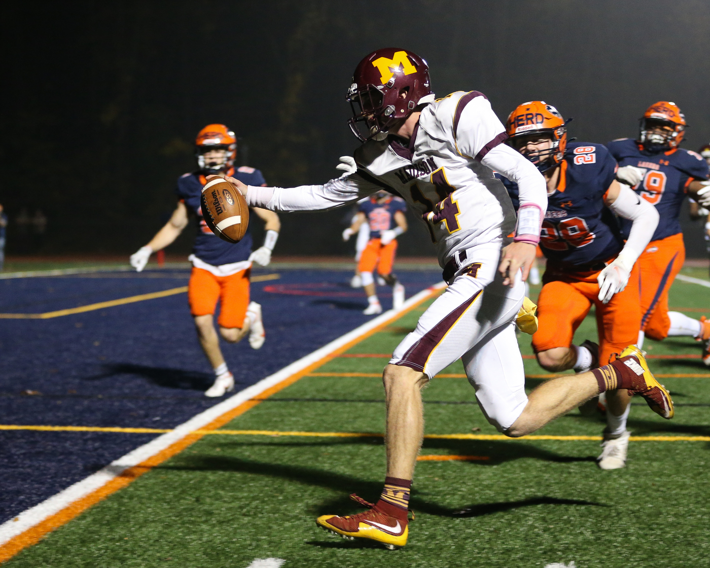 NJ.com's top football photos from week 4 - nj.com