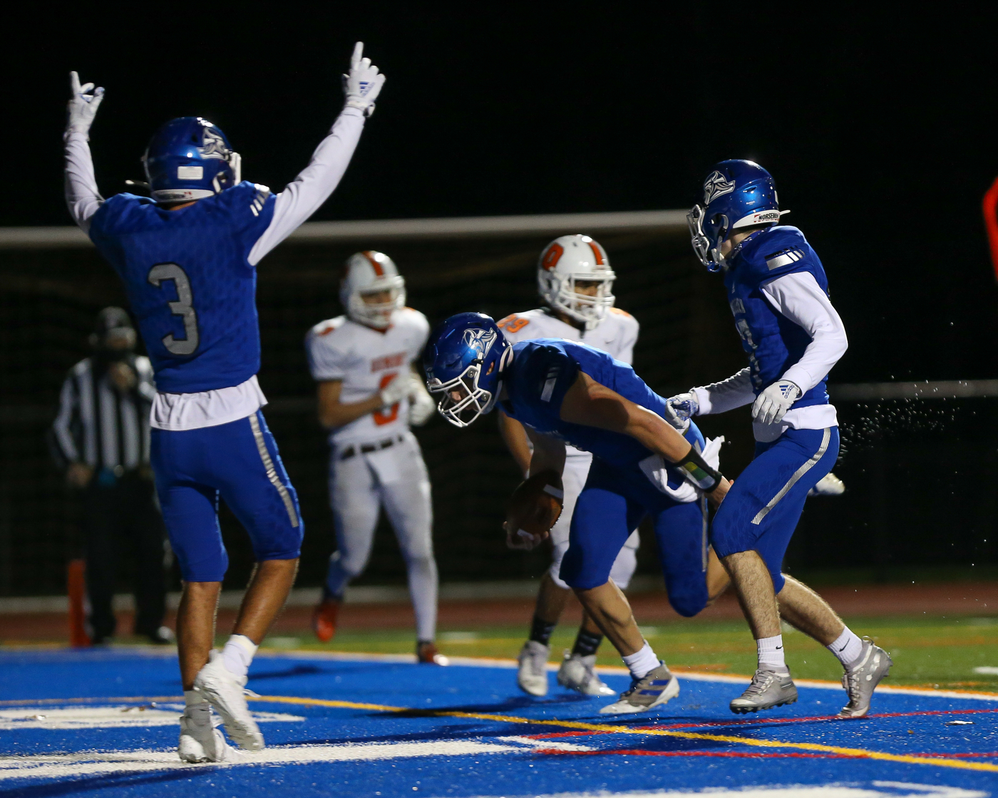 Football: Demarest defeats Dumont 46-22 - nj.com