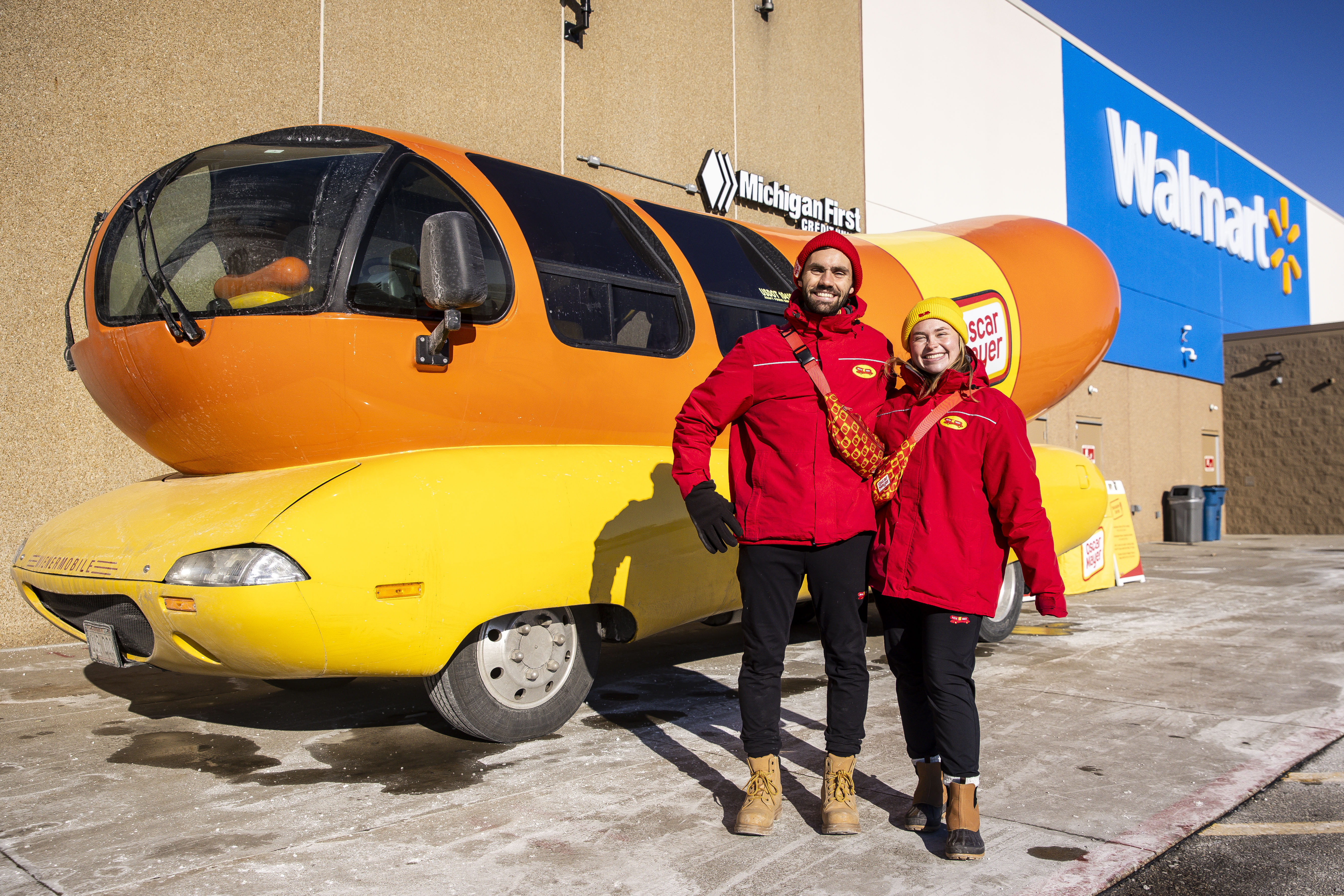Oscar Mayer Wienermobile ‘meats up’ with relishing West Michigan hot ...