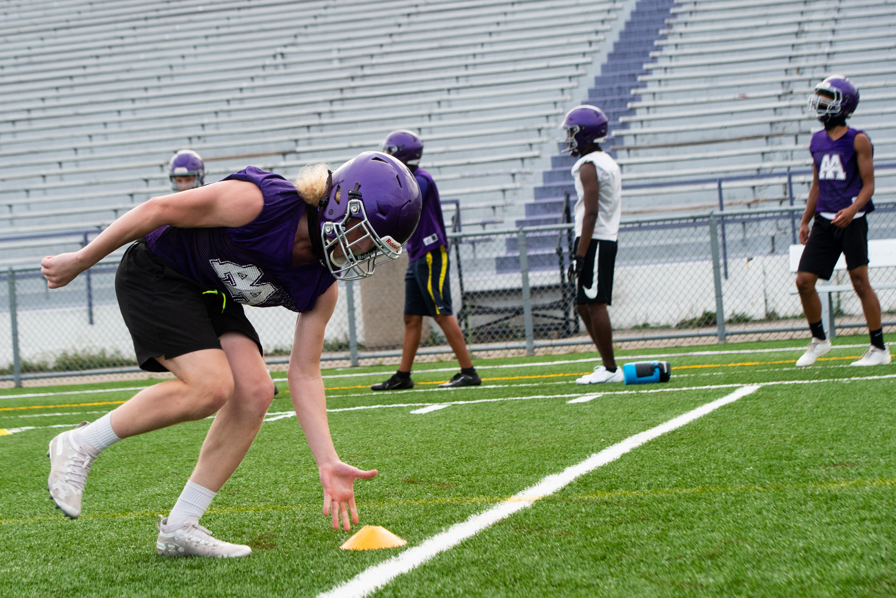 Ann Arbor Pioneer Football Practice 2020 - mlive.com