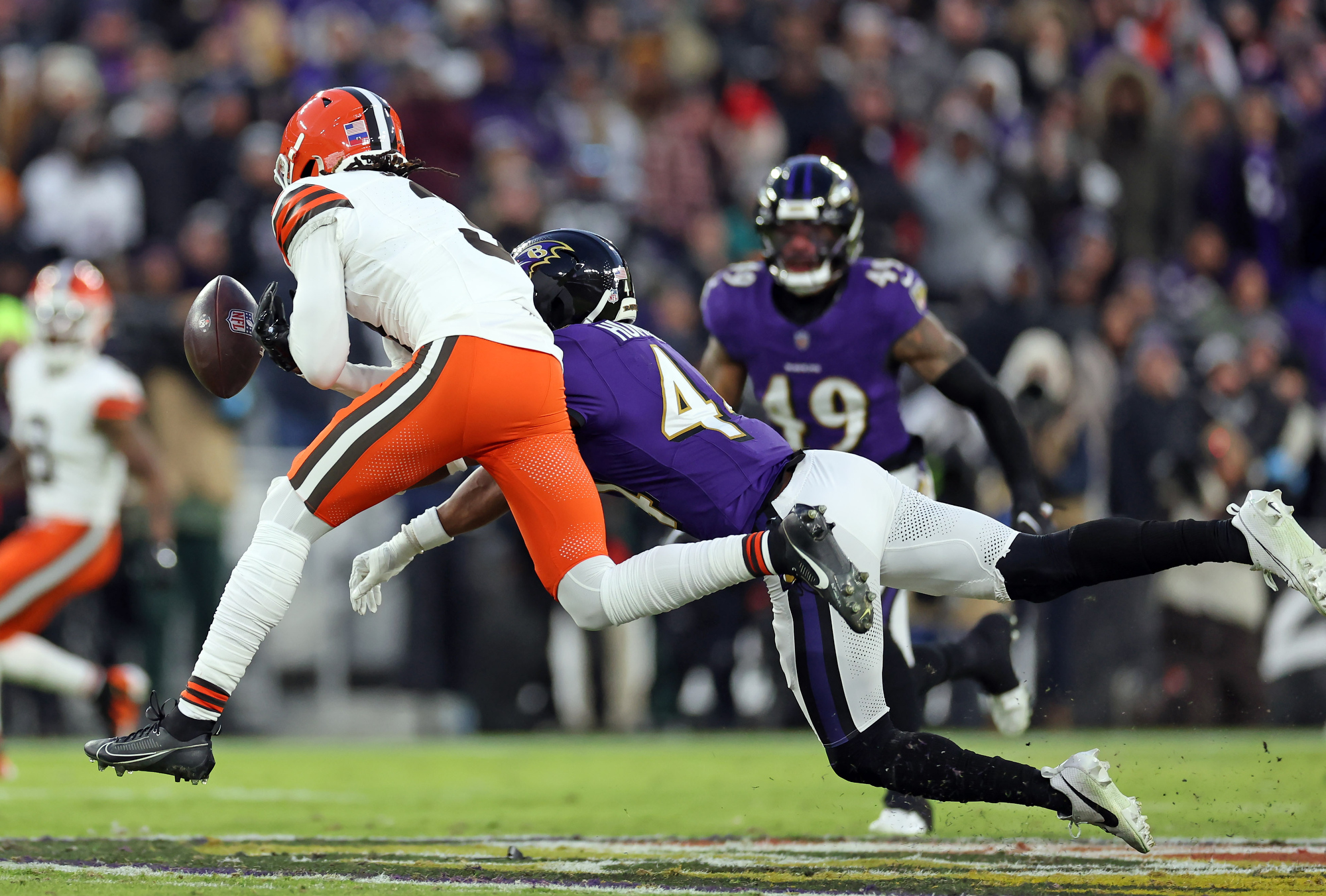 Cleveland Browns wide receiver Jerry Jeudy vs. Baltimore Ravens ...