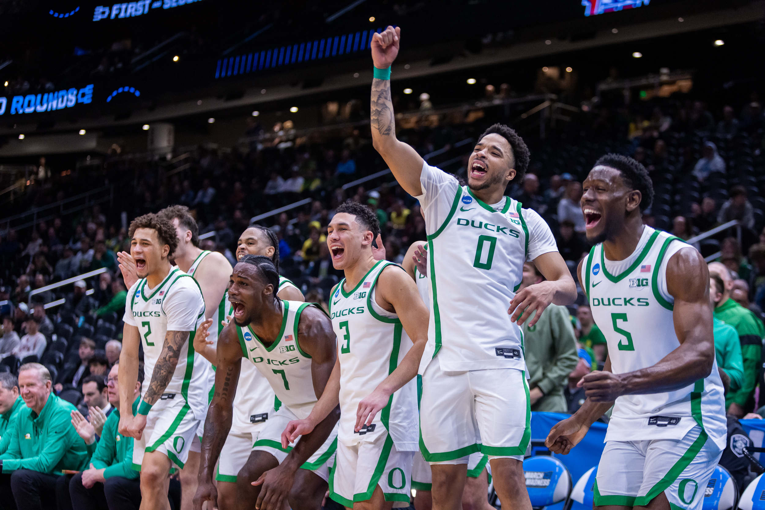 Oregon Ducks vs. Liberty Flames in men's NCAA Tournament - oregonlive.com