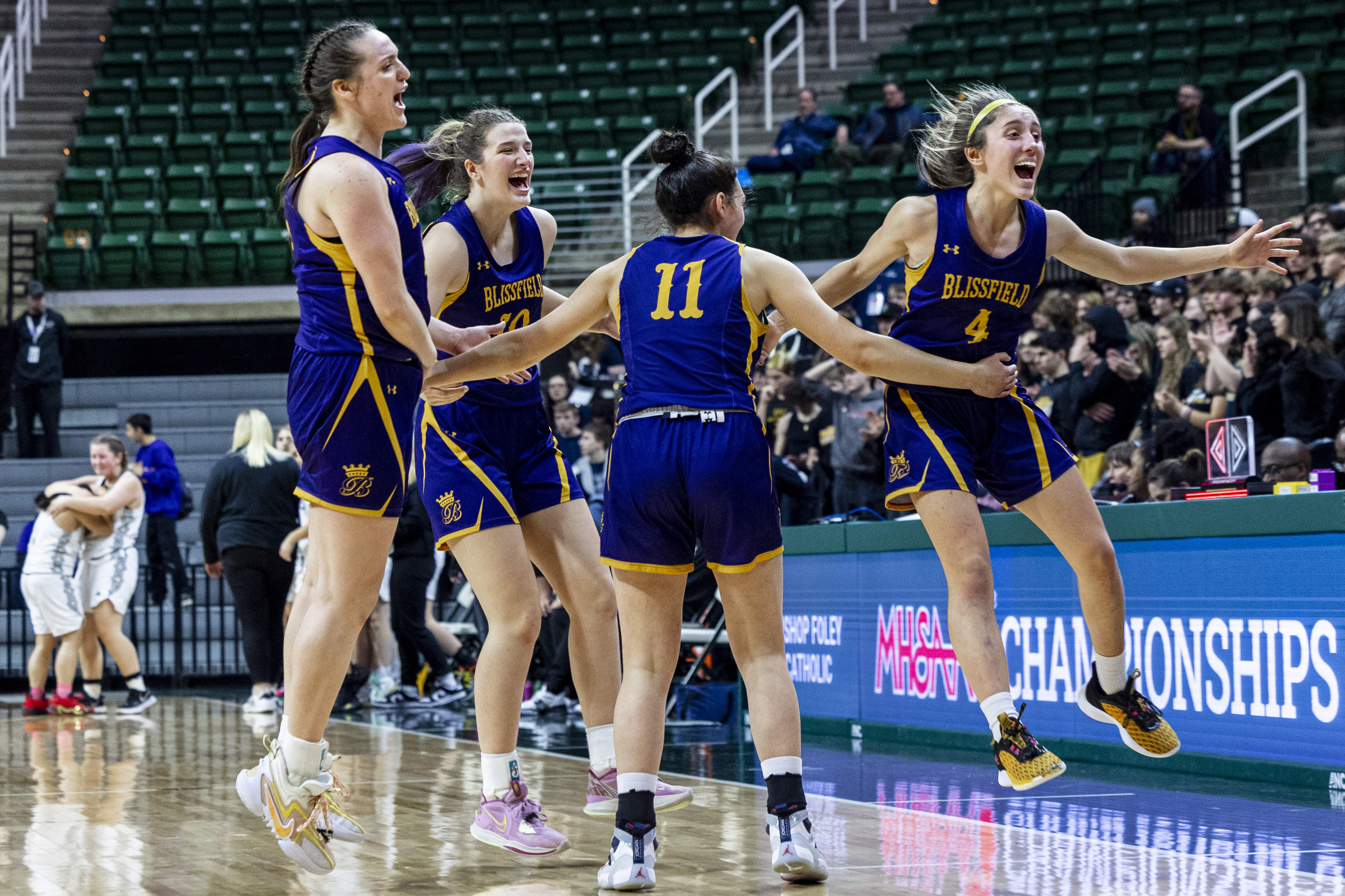 Blissfield defeats Madison Heights Bishop Foley to advance to MHSAA D3 ...