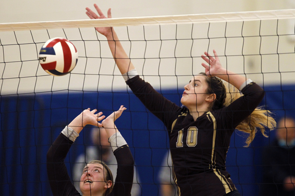 Bethlehem Catholic girls volleyball plays York Suburban in 2021 PIAA 3A ...