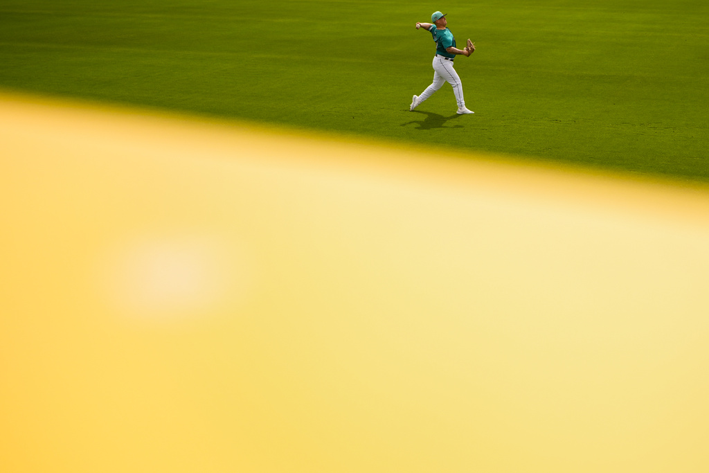 Cleveland Guardians vs. Seattle Mariners in preason game, February 25 ...