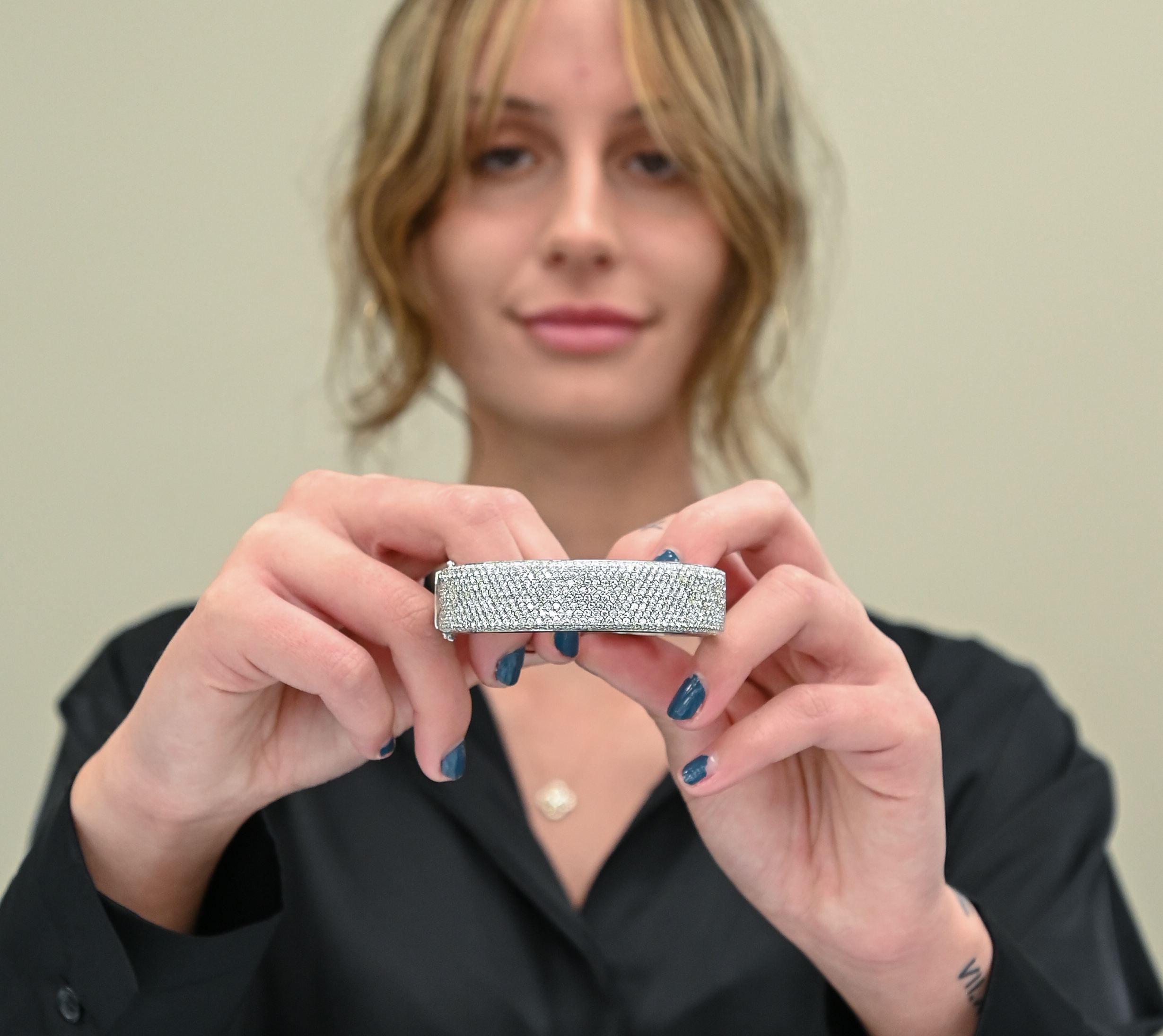 Hannoush Jewelers celebrates Grand Opening of new store on Boston Road ...