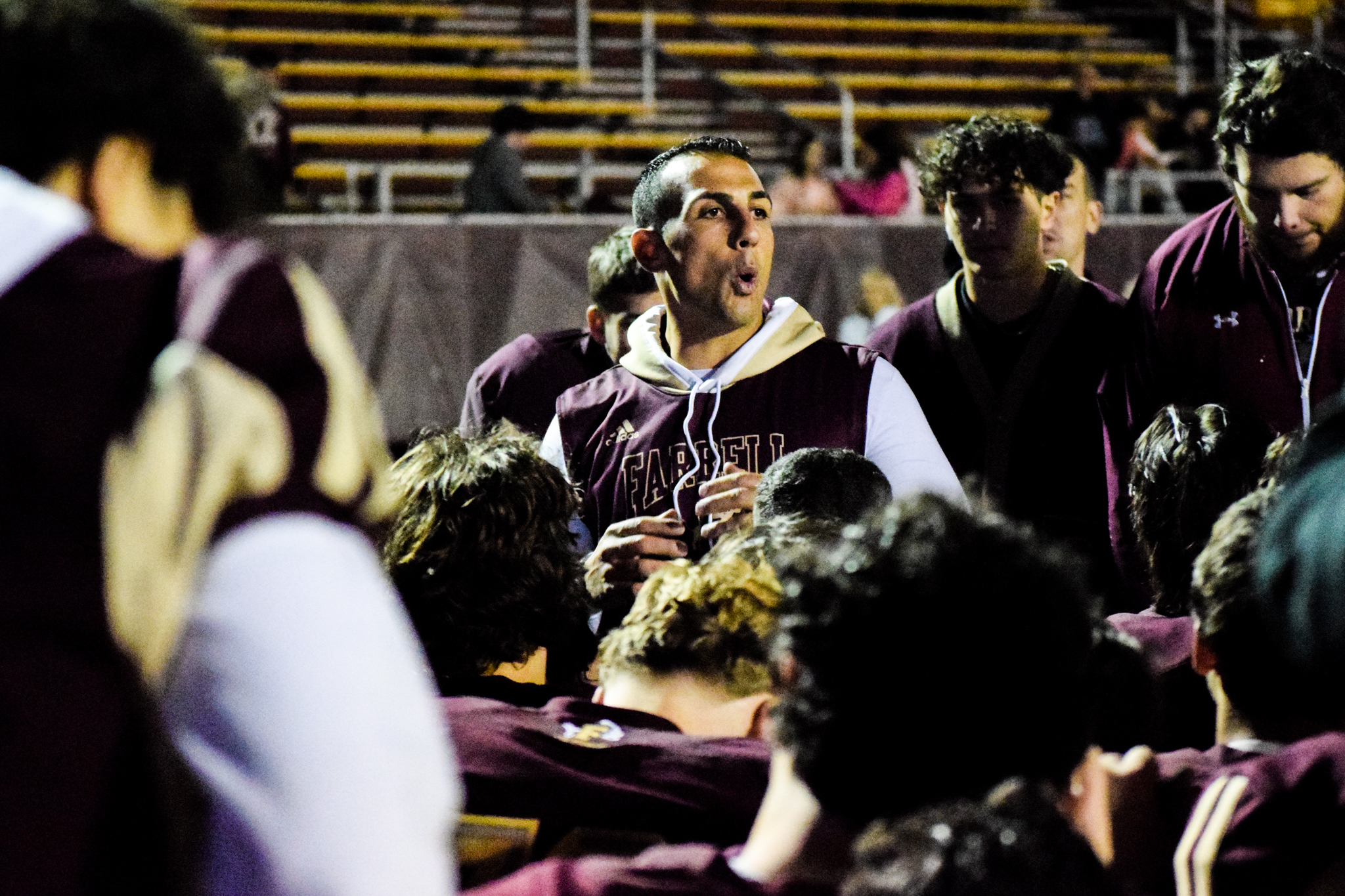 HS Football: Farrell upends Moore with second-half surge - silive.com