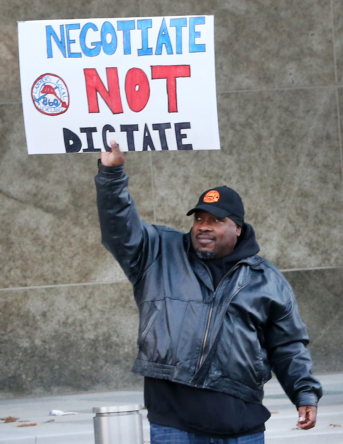 Cleveland city workers rally for wage equality, November 2, 2022 ...