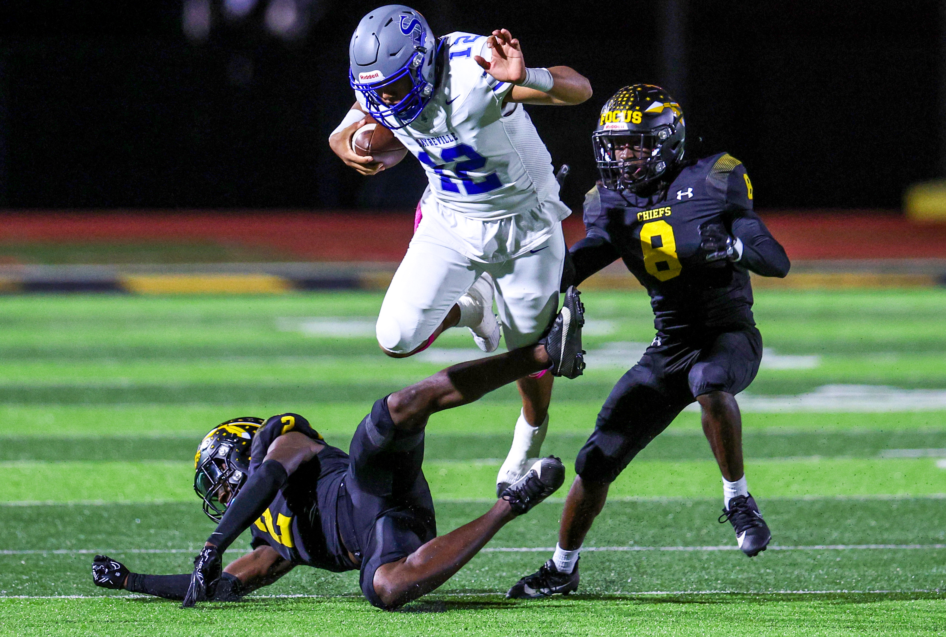 Friday night football: Sayreville defeats Piscataway, 24-16 - nj.com