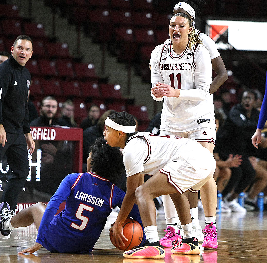UMass Women's Basketball vs UMass Lowell 11/18/25 - masslive.com