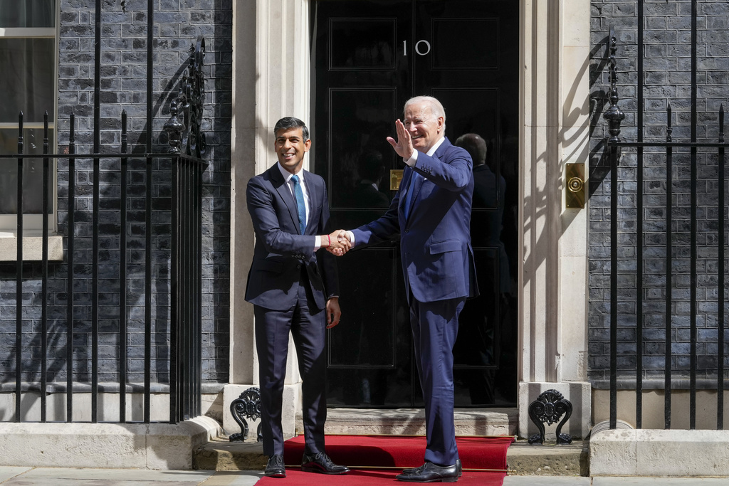 Biden is off to Windsor Castle to have tea with King Charles and ...
