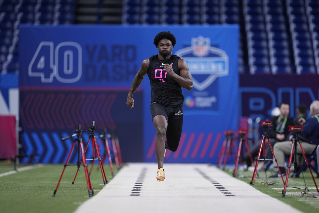 Cleveland Browns select TE Harold Fannin Jr. in the third round of the ...
