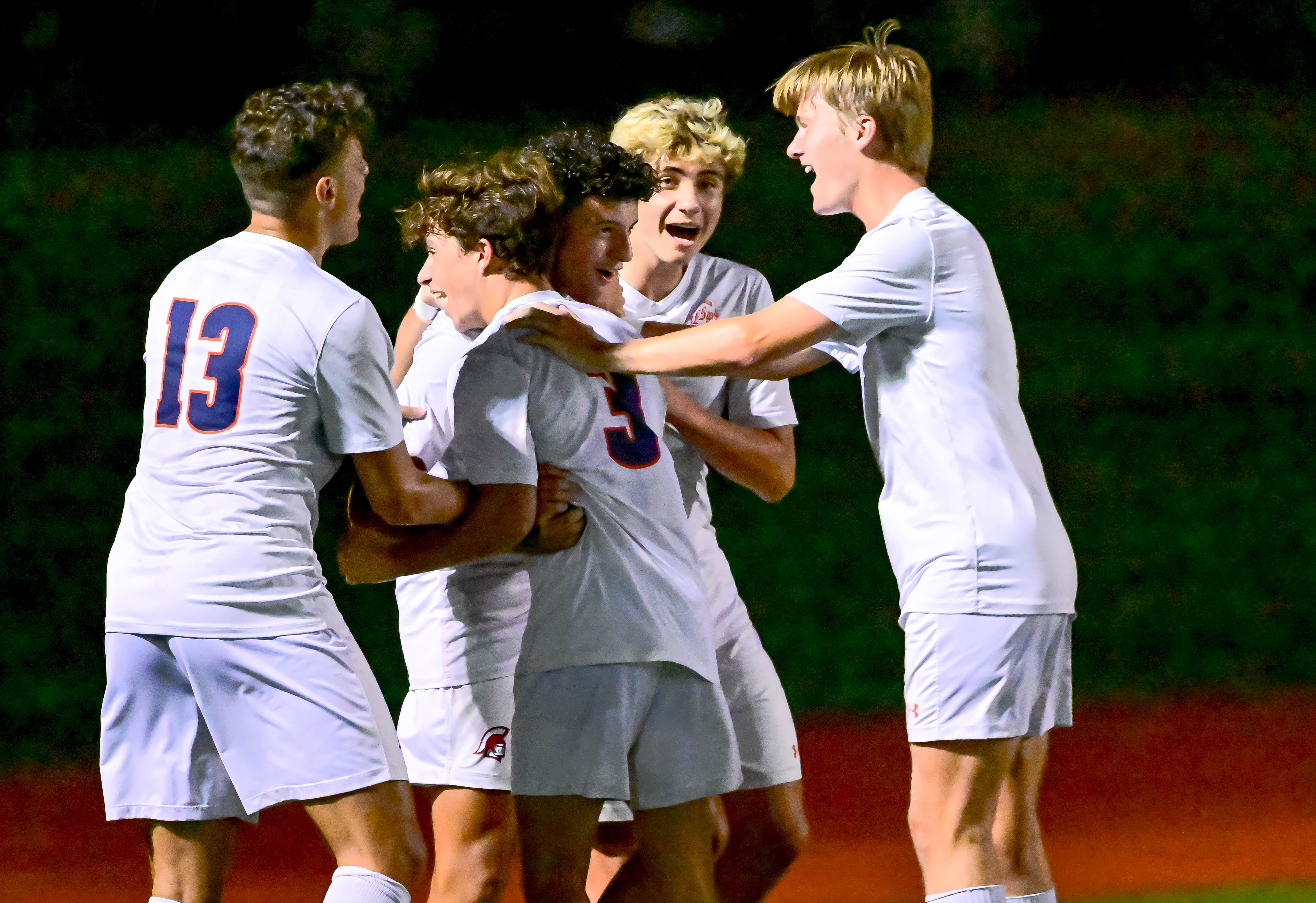 East Syracuse-Minoa vs. Janesville-DeWitt in boys soccer - syracuse.com