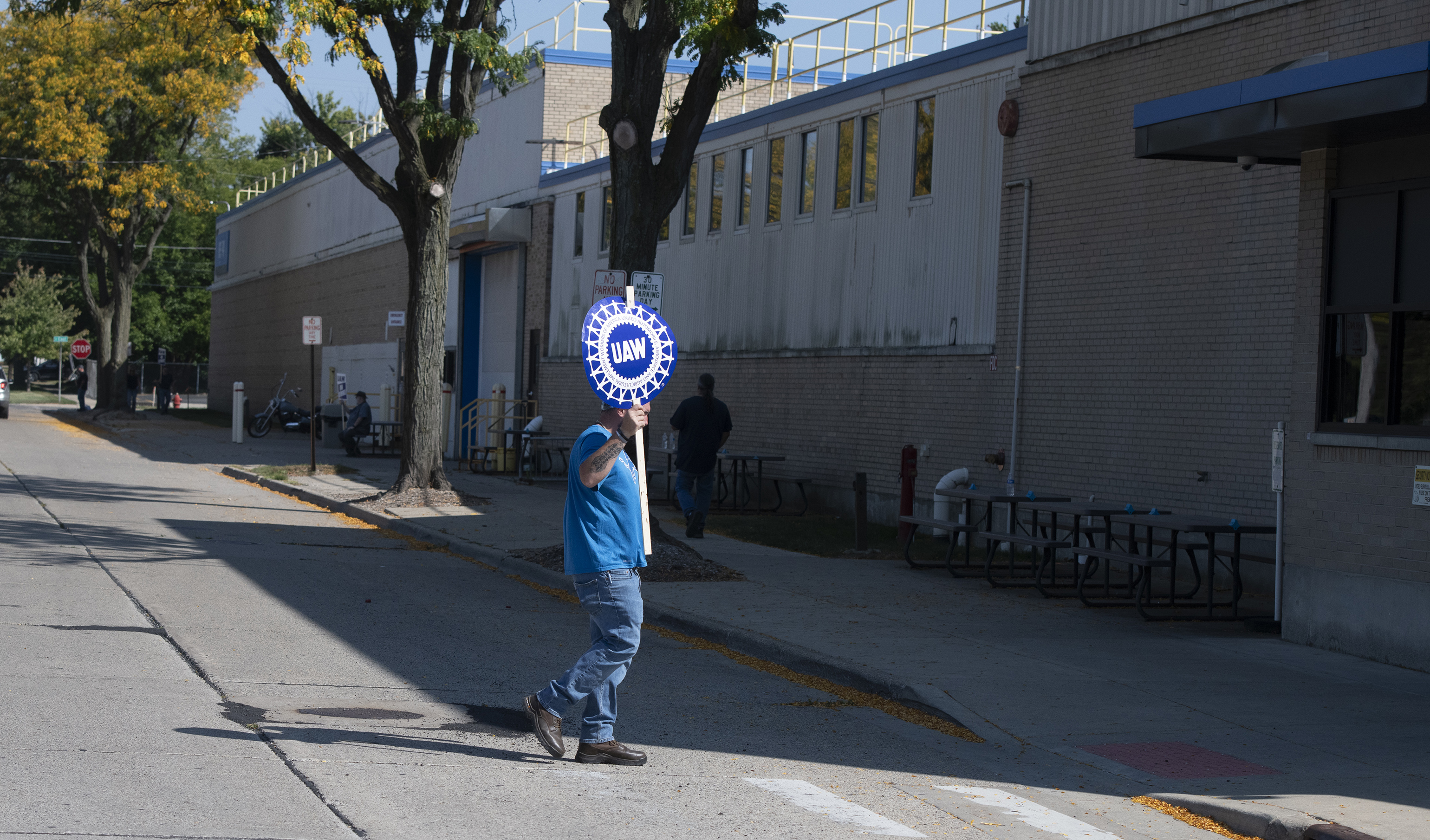 Workers from Eaton Aerospace in Jackson go on strike - mlive.com