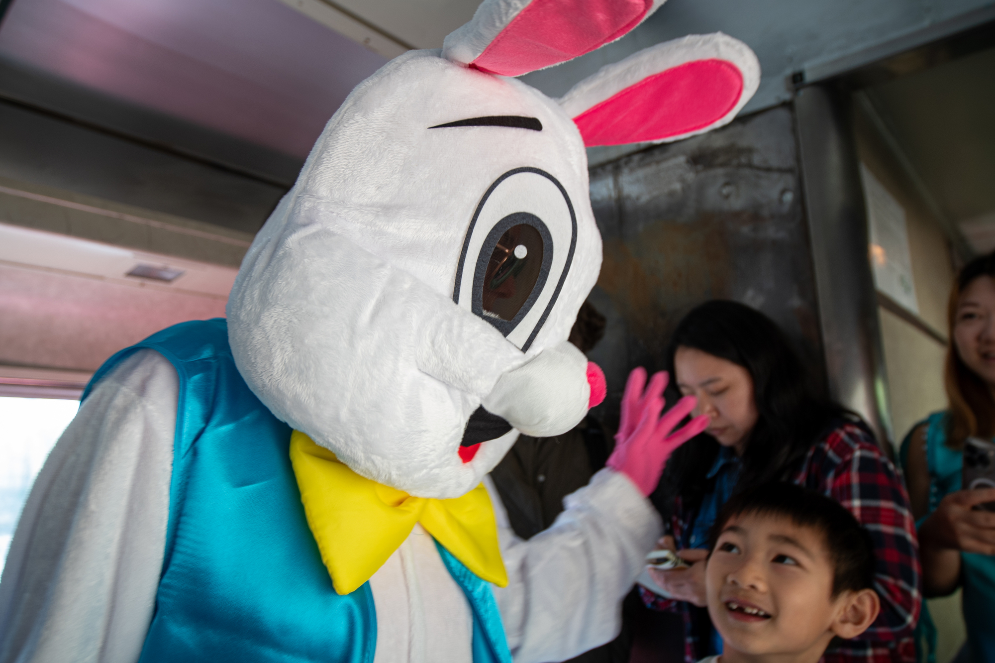 The Oregon Rail Heritage Center Easter Bunny Express train ride ...