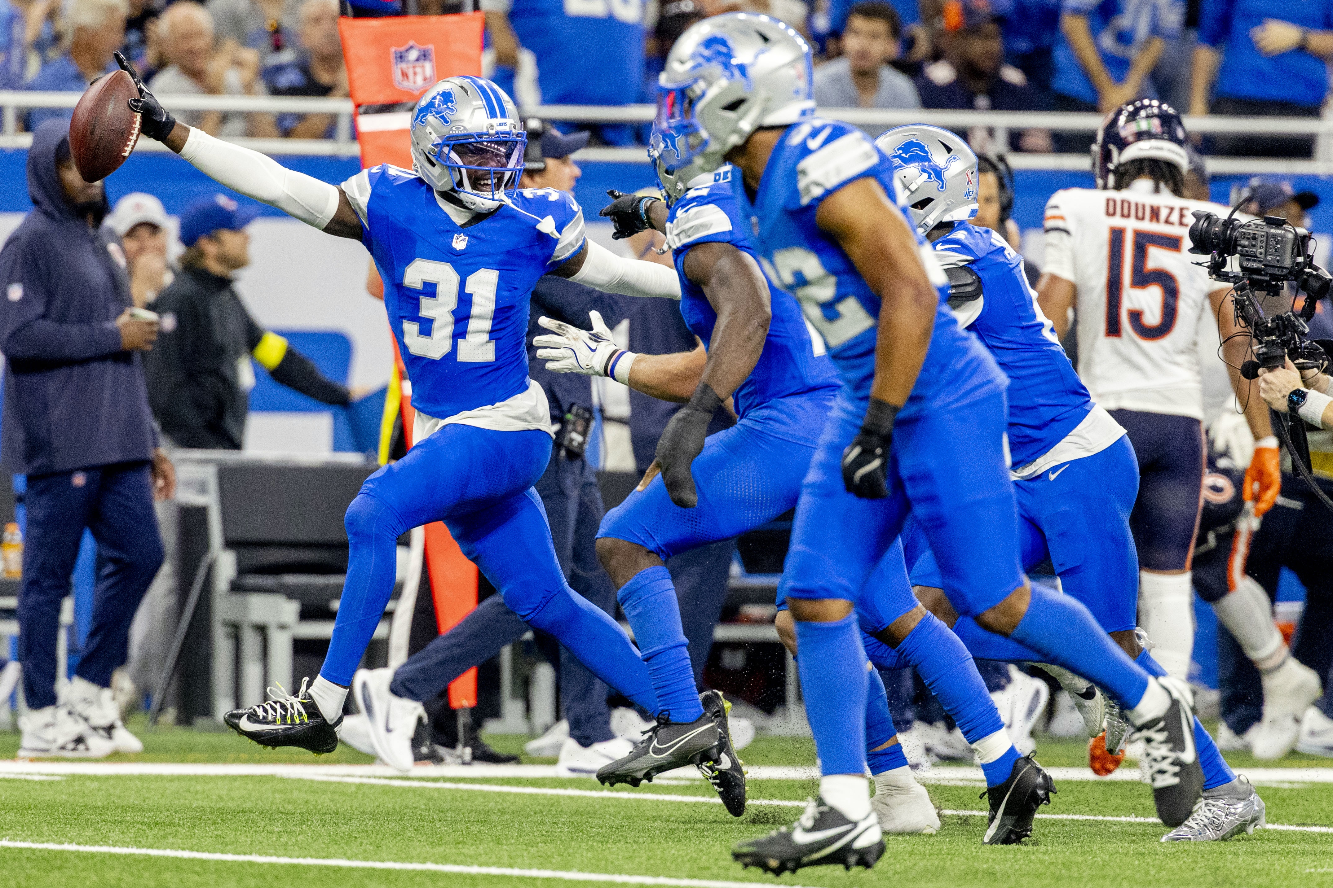 Detroit Lions vs. Chicago Bears in Week 2 — Sept. 14, 2025 - mlive.com