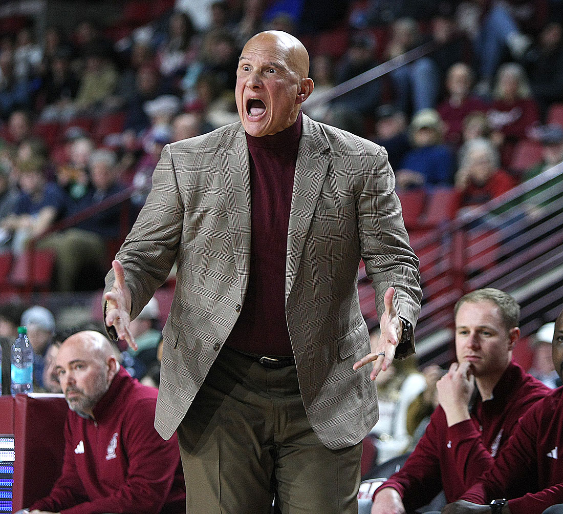 UMass Men's Basketball vs Bowling Green 1/3/26 - masslive.com
