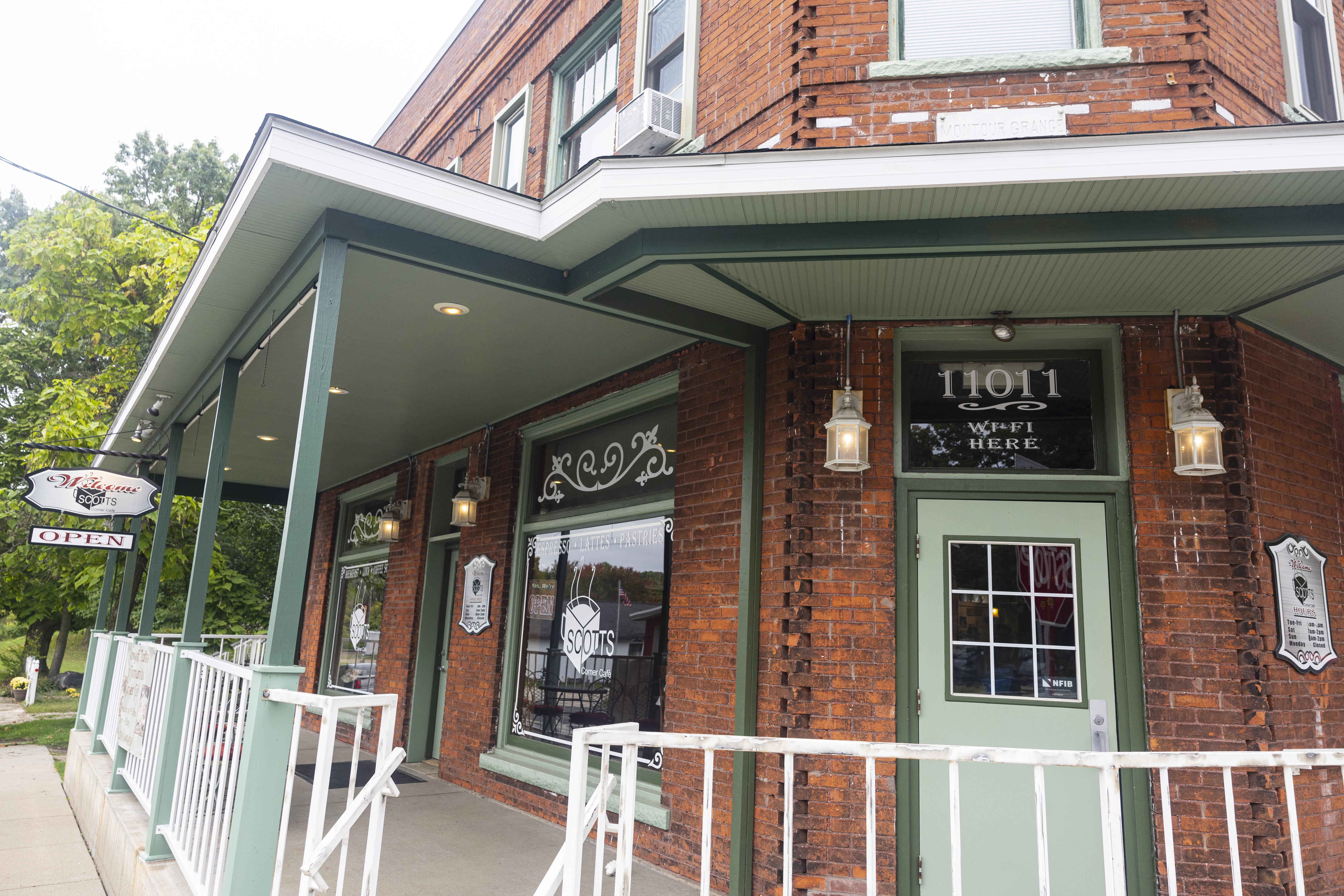 LuLu Scotts Corner Cafe - mlive.com