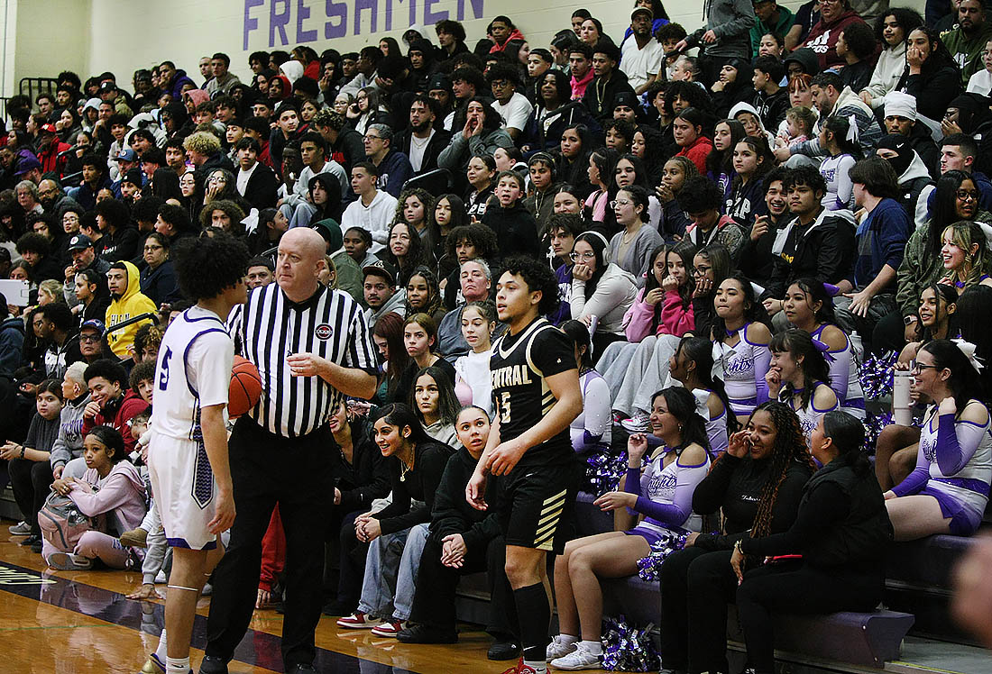 Central vs Holyoke boys Basketball 1/6/25 - masslive.com