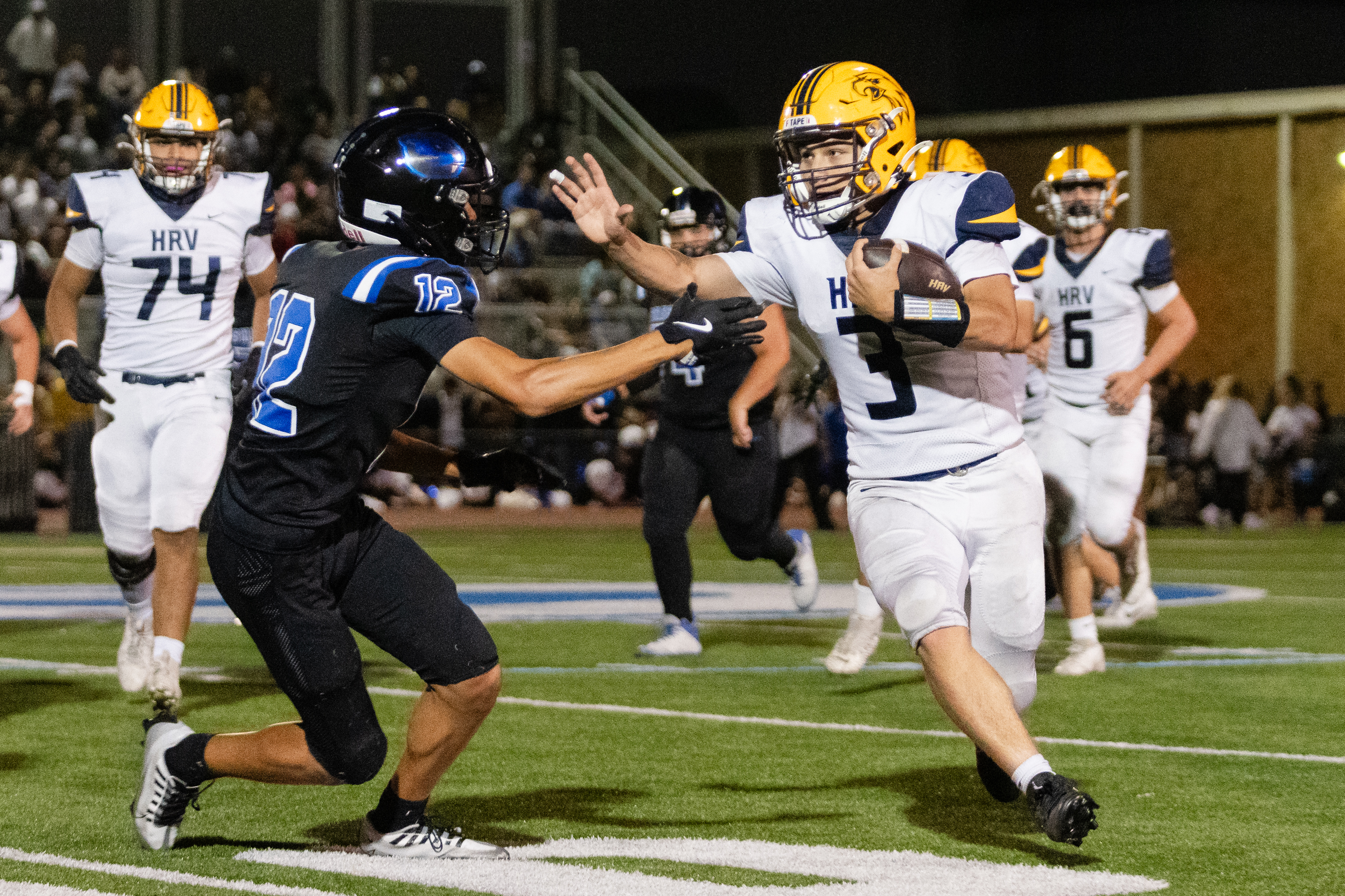 Oregon high school football: Gresham Gophers vs. Hood River Valley ...