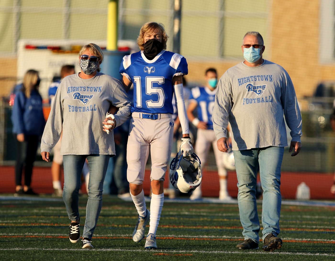 High School Football Robbinsville at Hightstown - nj.com