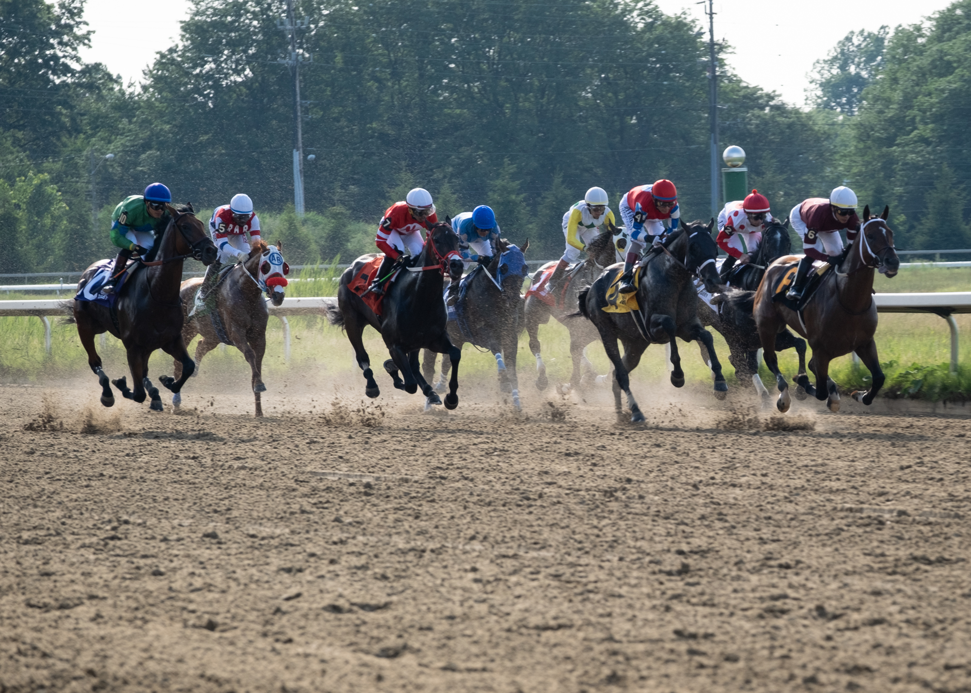 The 2025 Ohio Derby at JACK Thistledown Racino (30 photos) - cleveland.com