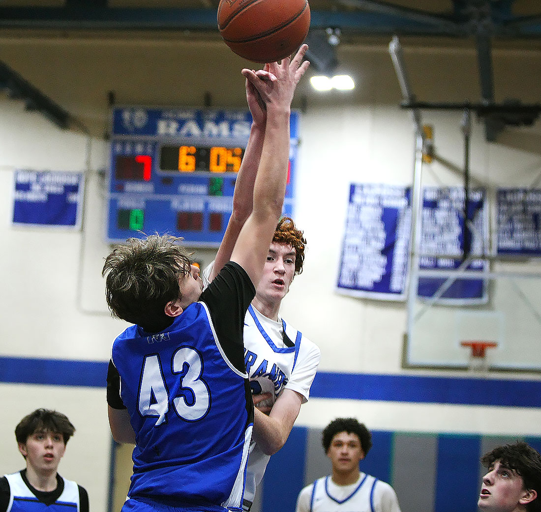 Monson vs Granby boys Basketball 1/13/26 - masslive.com