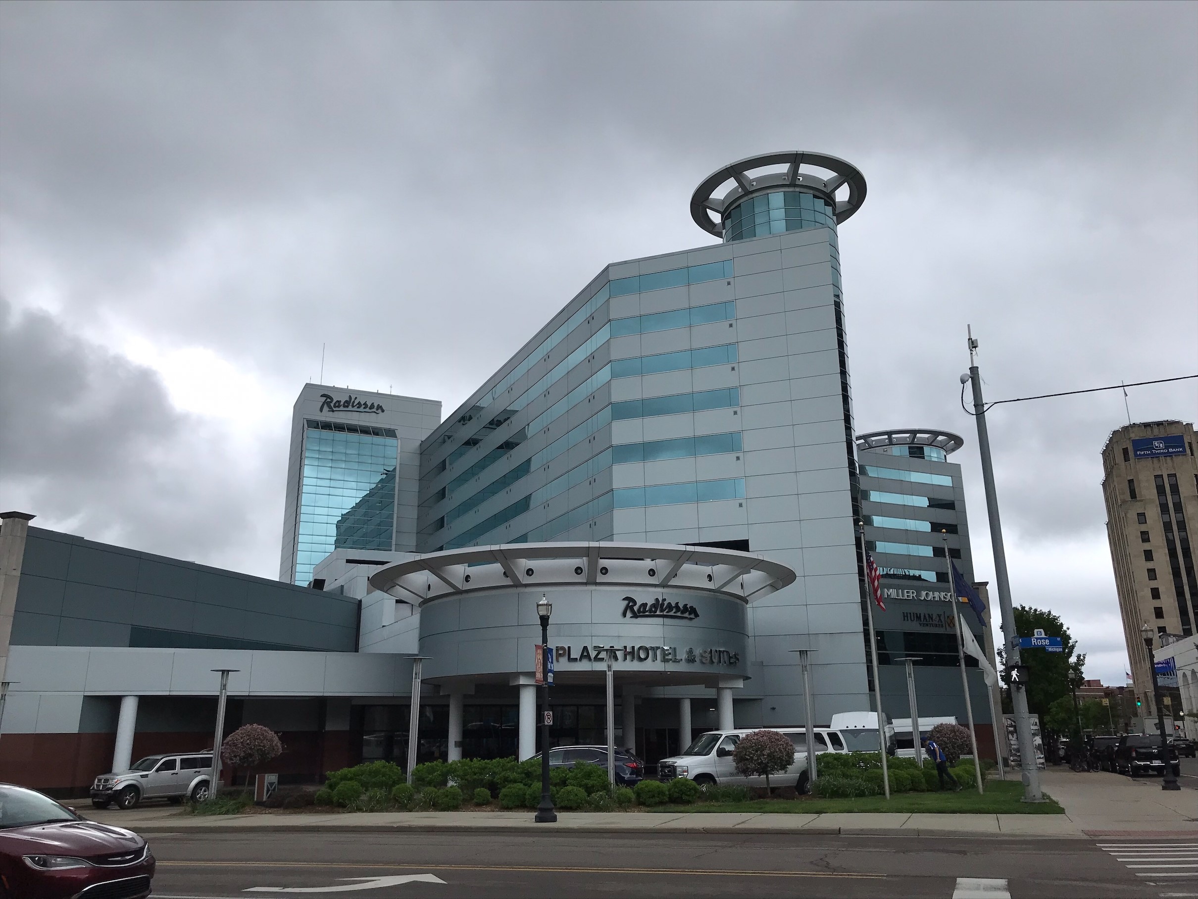 Downtown Kalamazoo eyed for an arena, again - mlive.com