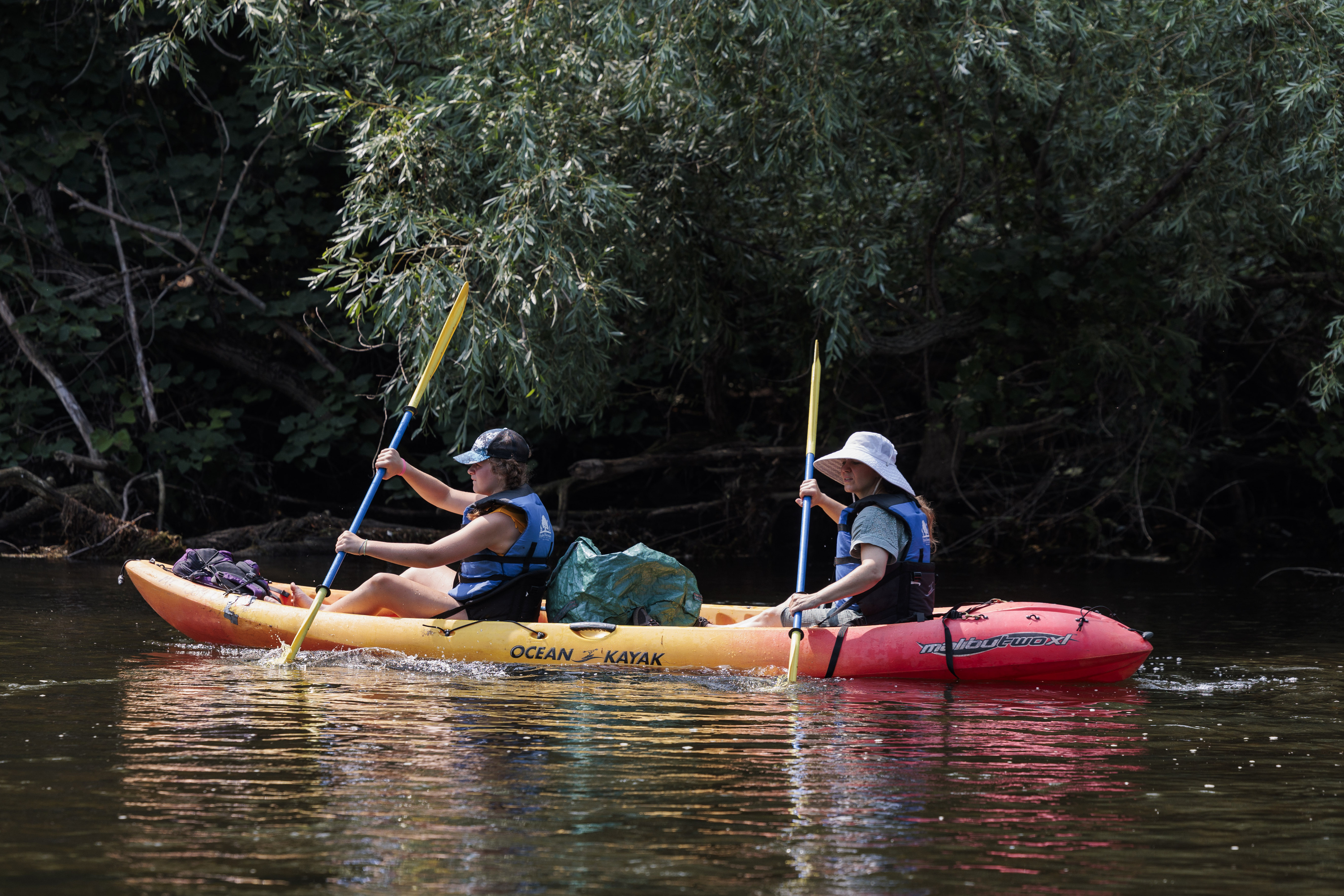 Volunteers Kayak To Clear Trash From The Huron River 6202