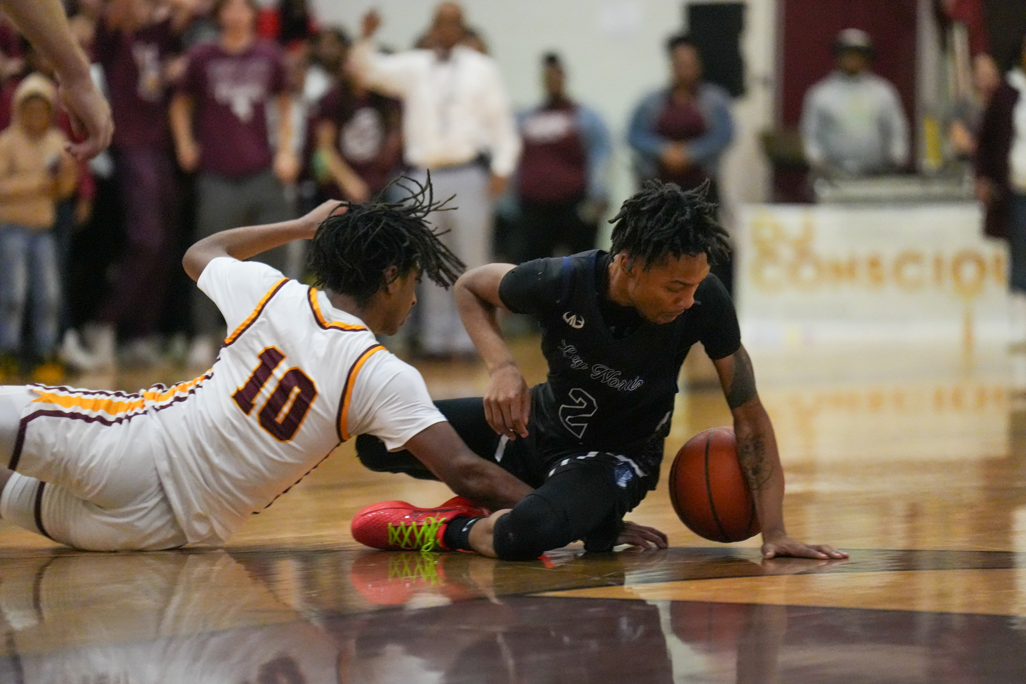 Loy Norrix takes on rival Kalamazoo Central in boys basketball - mlive.com