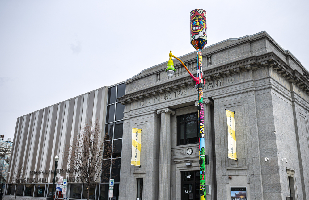 Verizon 5G cell pole artwork unveiled - pennlive.com
