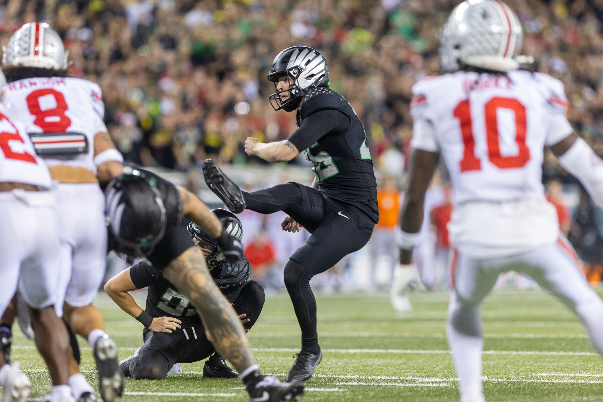 No. 3 Oregon Ducks host No. 2 Ohio State Buckeyes: Oct. 12, 2024 ...
