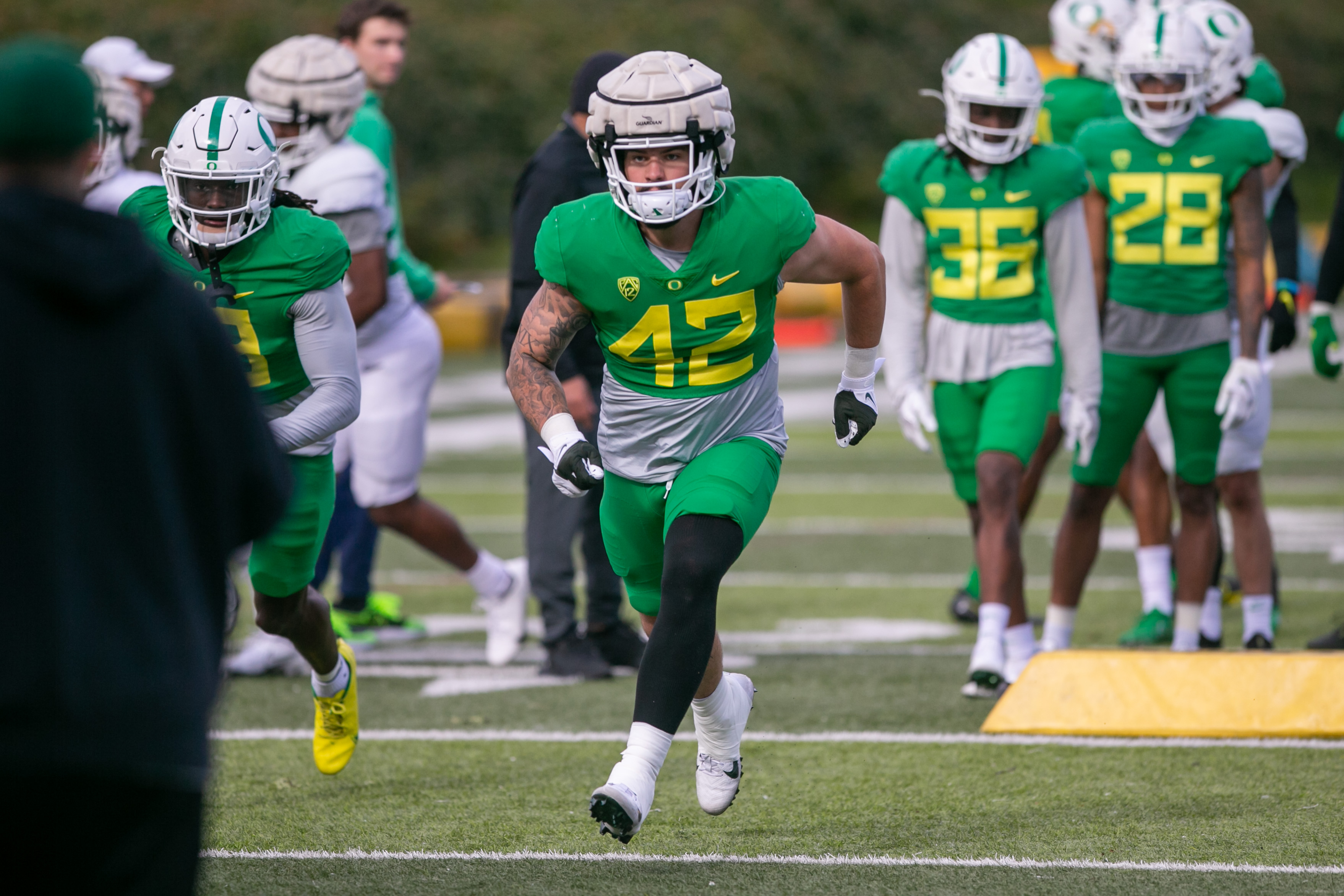 Oregon Ducks spring football practice: April 5, 2022 - oregonlive.com