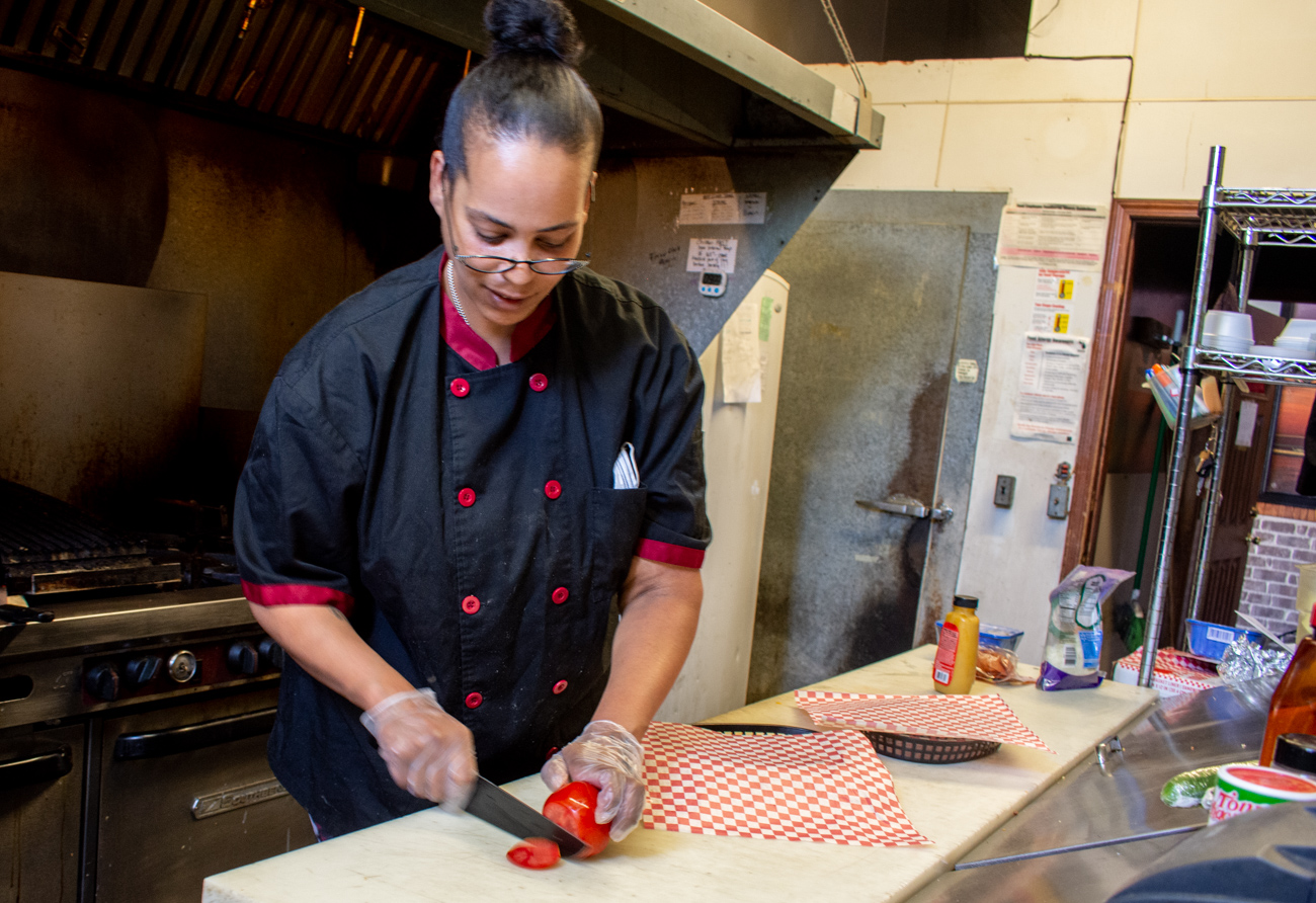 Local eats feature with Muskegon's Racquets Downtown Grill/Kuntry ...